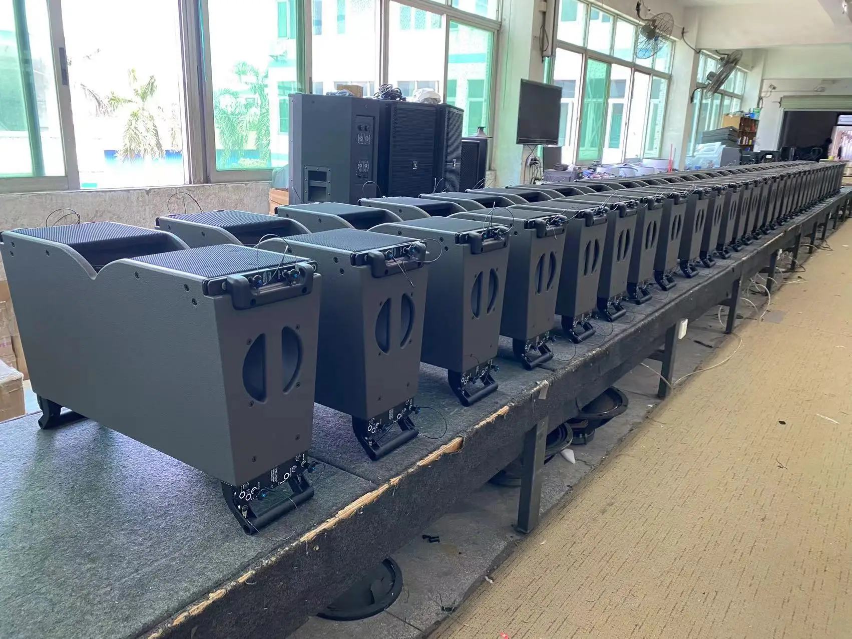 Double 8 Inch Powerful Passive Professional Stage Line Array Speaker 208| Alibaba.com