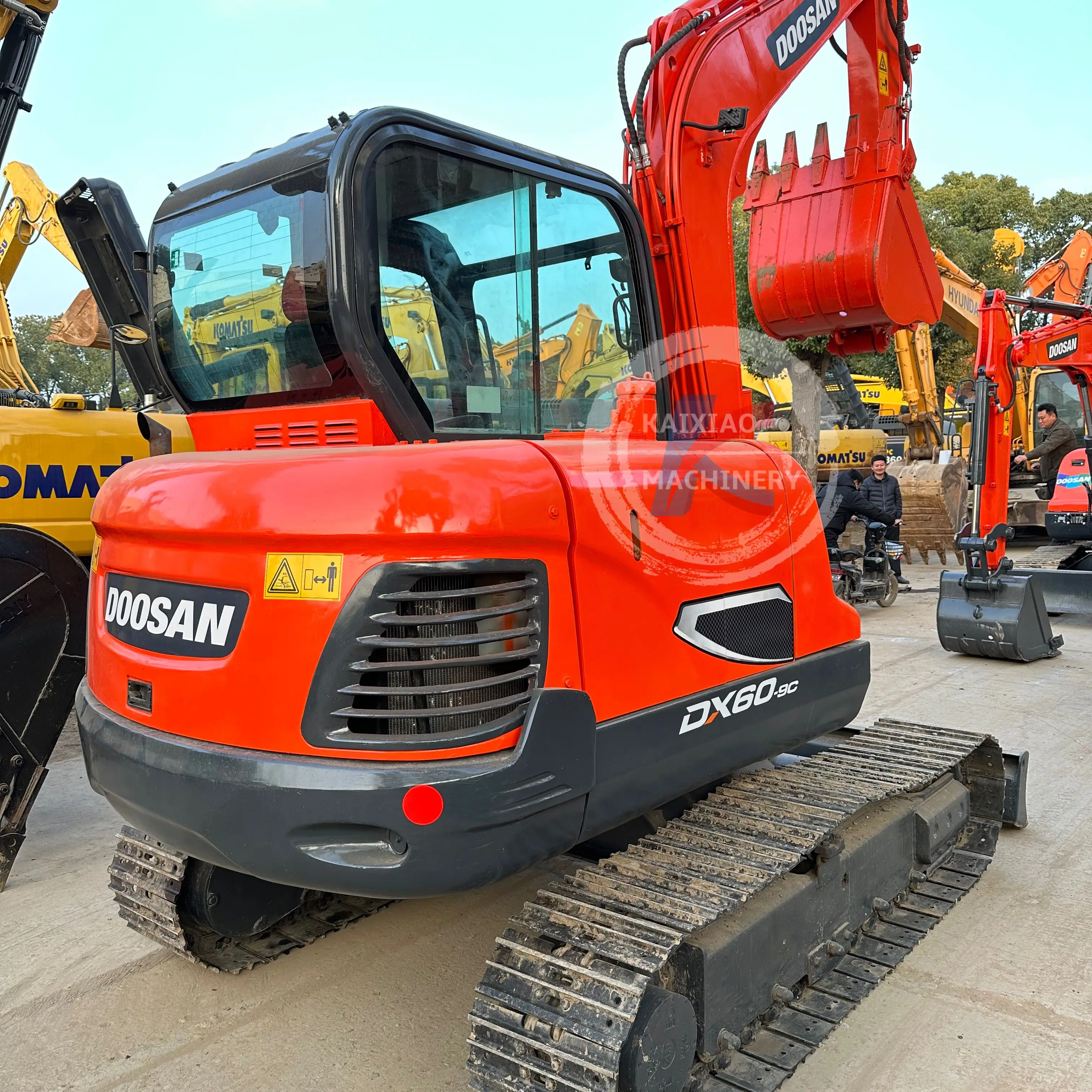 Used China Doosan Dx60 Excavator With Dozer Blade Small Digging ...