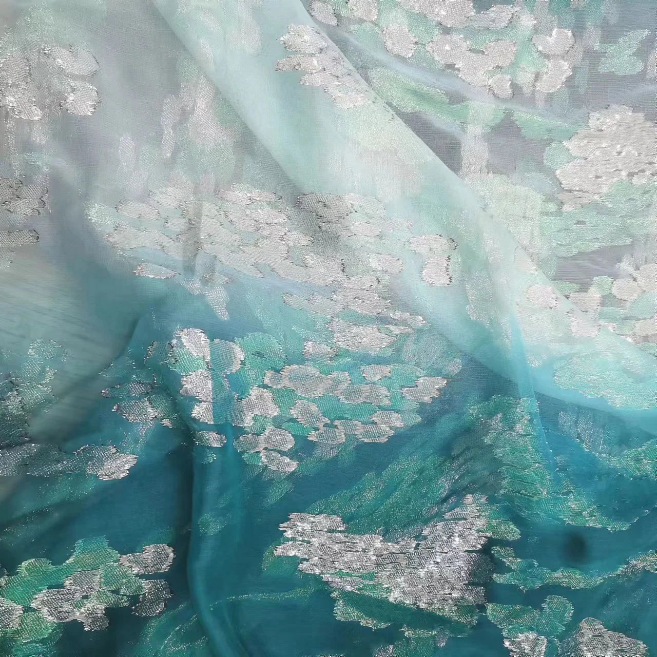 Shop Our Hot Selling Wujiang Yujin Jacquard Silk Fabrics