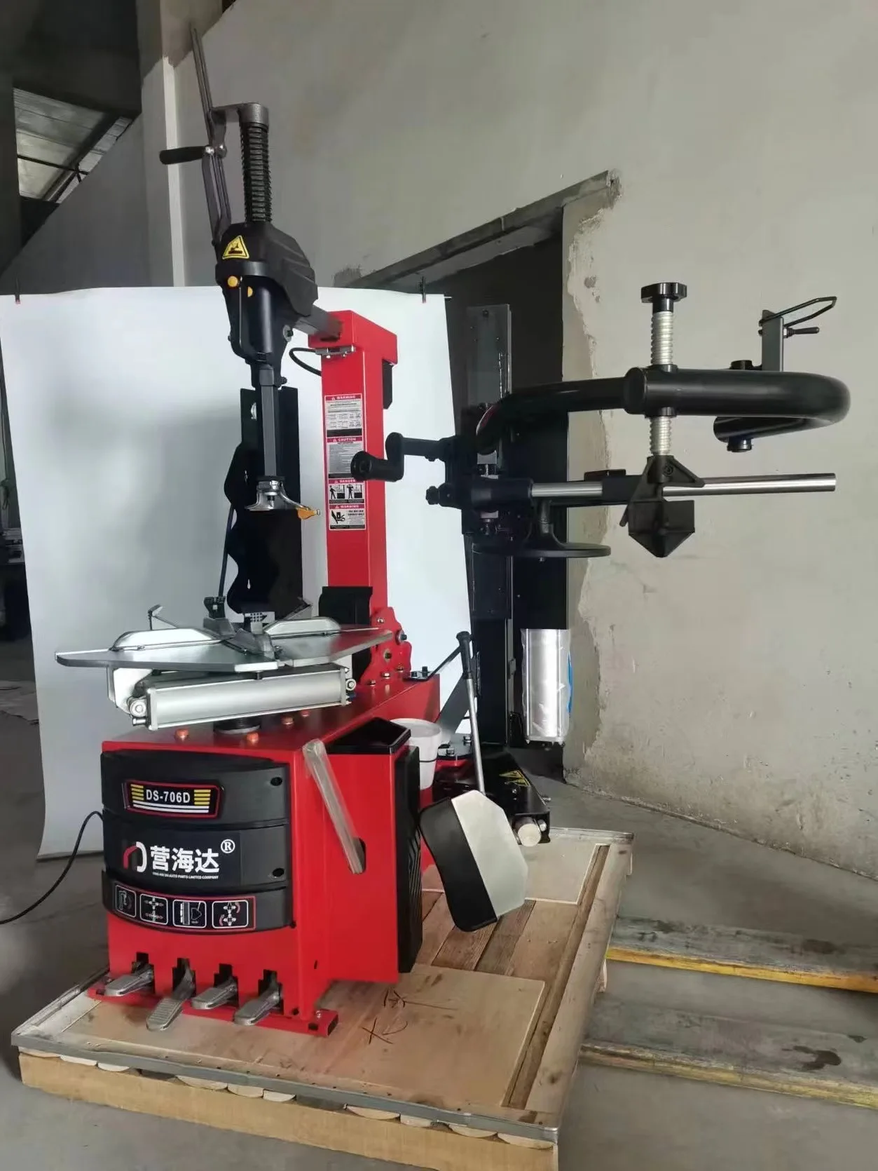 Full Automatic 24" Lean Back Tire Changer & Tire Balancer Combo Swing ...