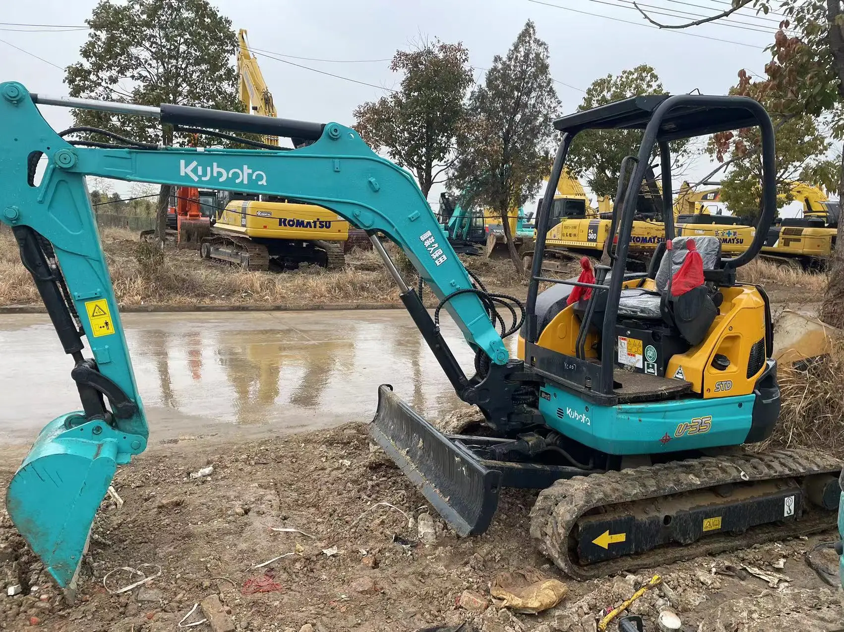 Compact Crawler Smallest Mini Track Excavator 1.6t 1.6 Ton 1600kg 10 ...