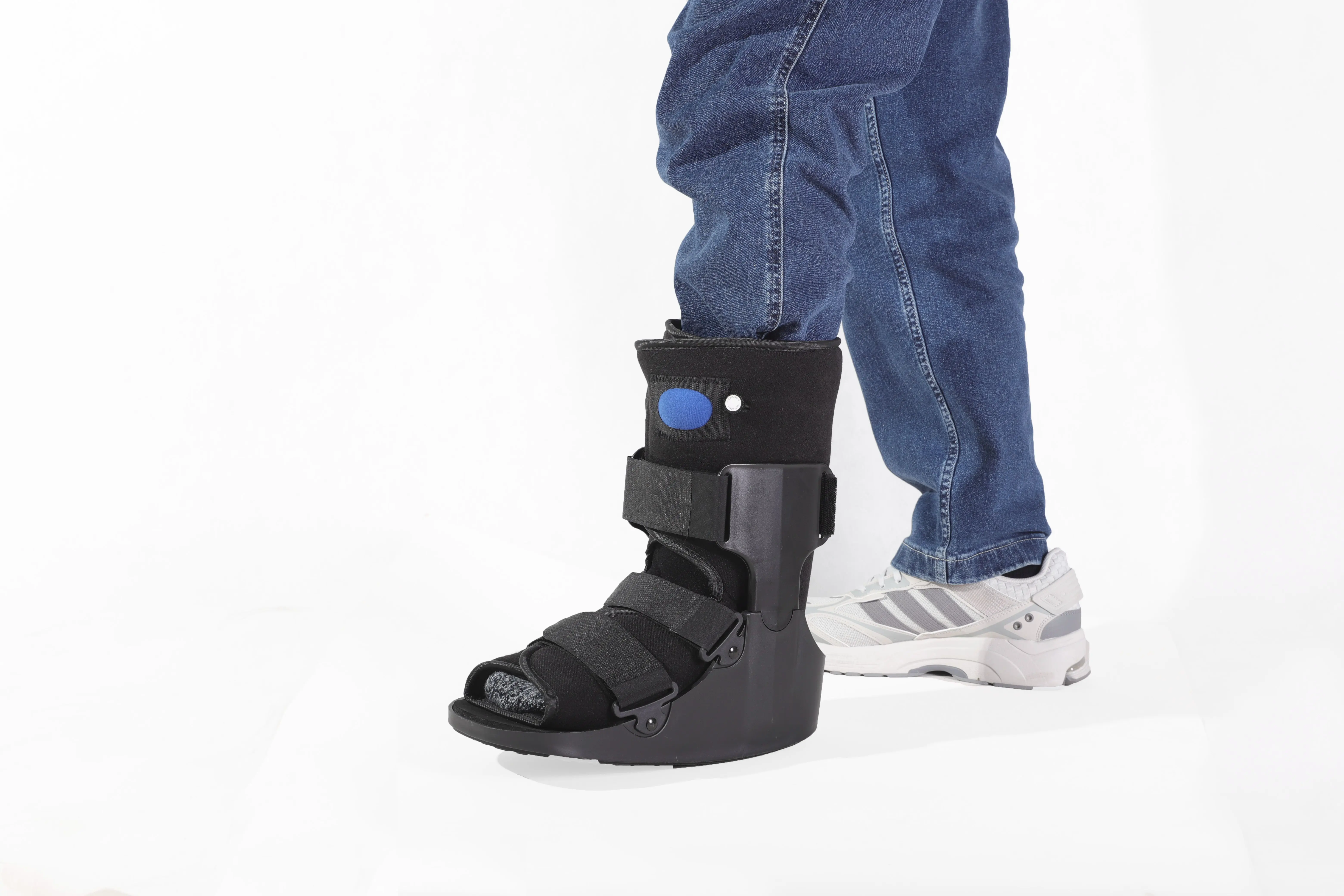 Inflatable Air Cast Medical Ankle Walker - Orthopedic Boot