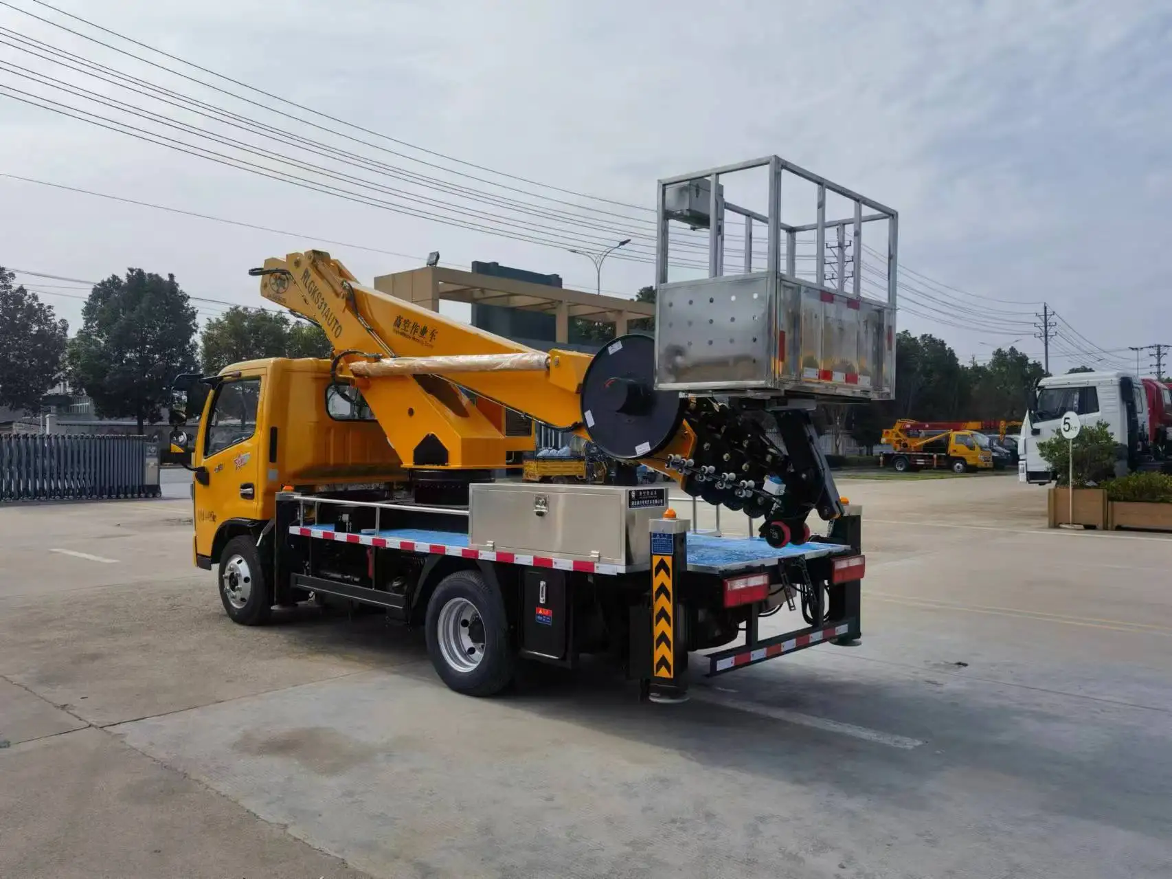 Jmc Aerial Work Platform Vehicle/vehicle Mounted Aerial Work Platform ...