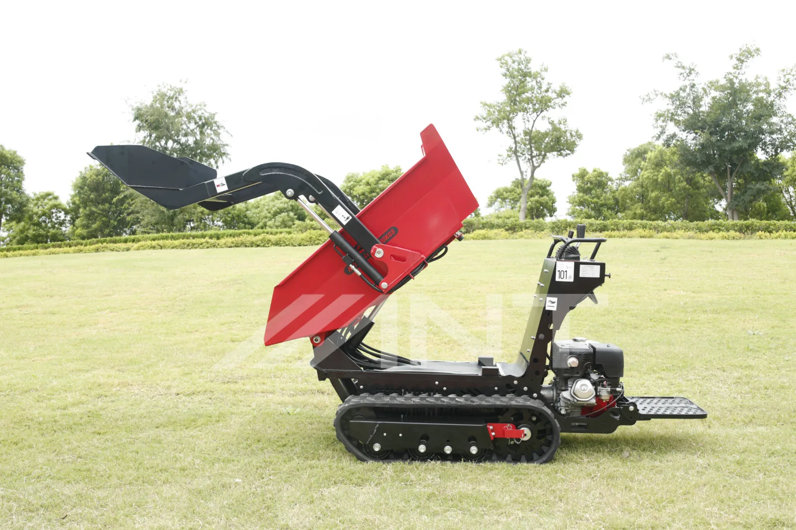 Multifunctional Crawler Mini Dumper Truck 500kg 800kg Engine Powered ...