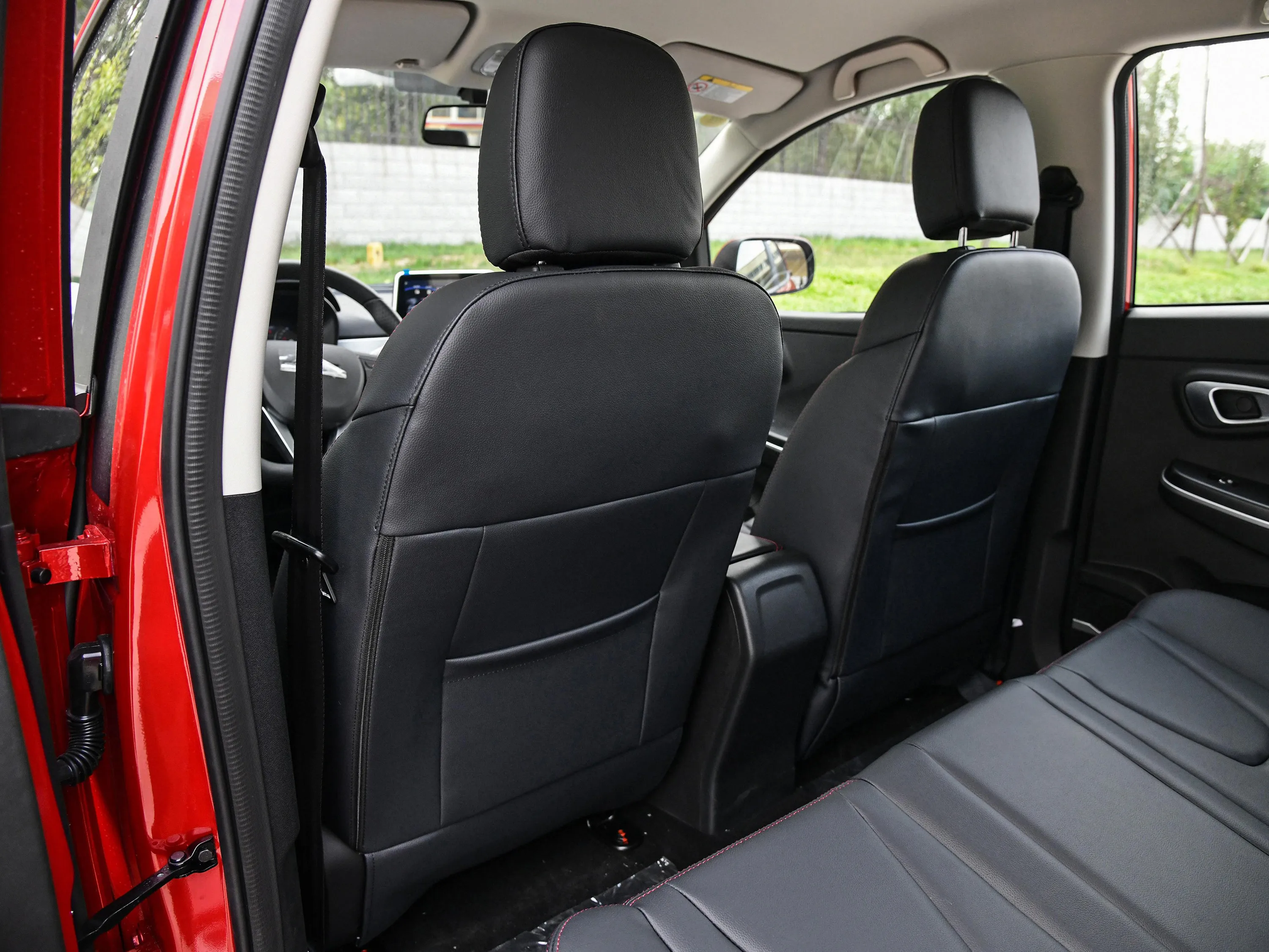 Chinese Ev Sedan Dayun Yuehu Es3 Ev New Energy Vehicle Notchback Cars 4 ...