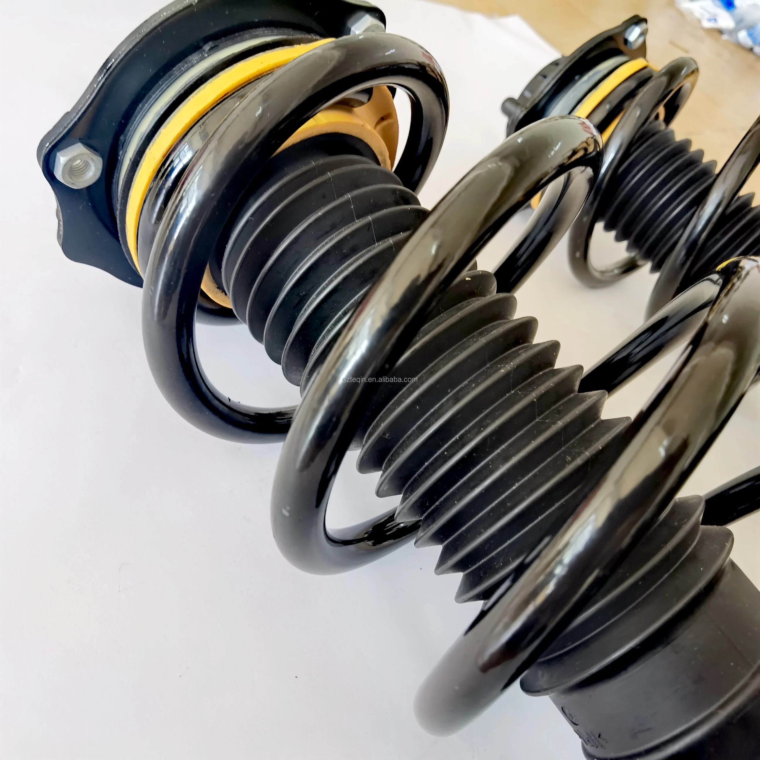 Shock Absorber Assembly For Cadillac Xt5 Xt6/23420867/84257827/84257824 ...