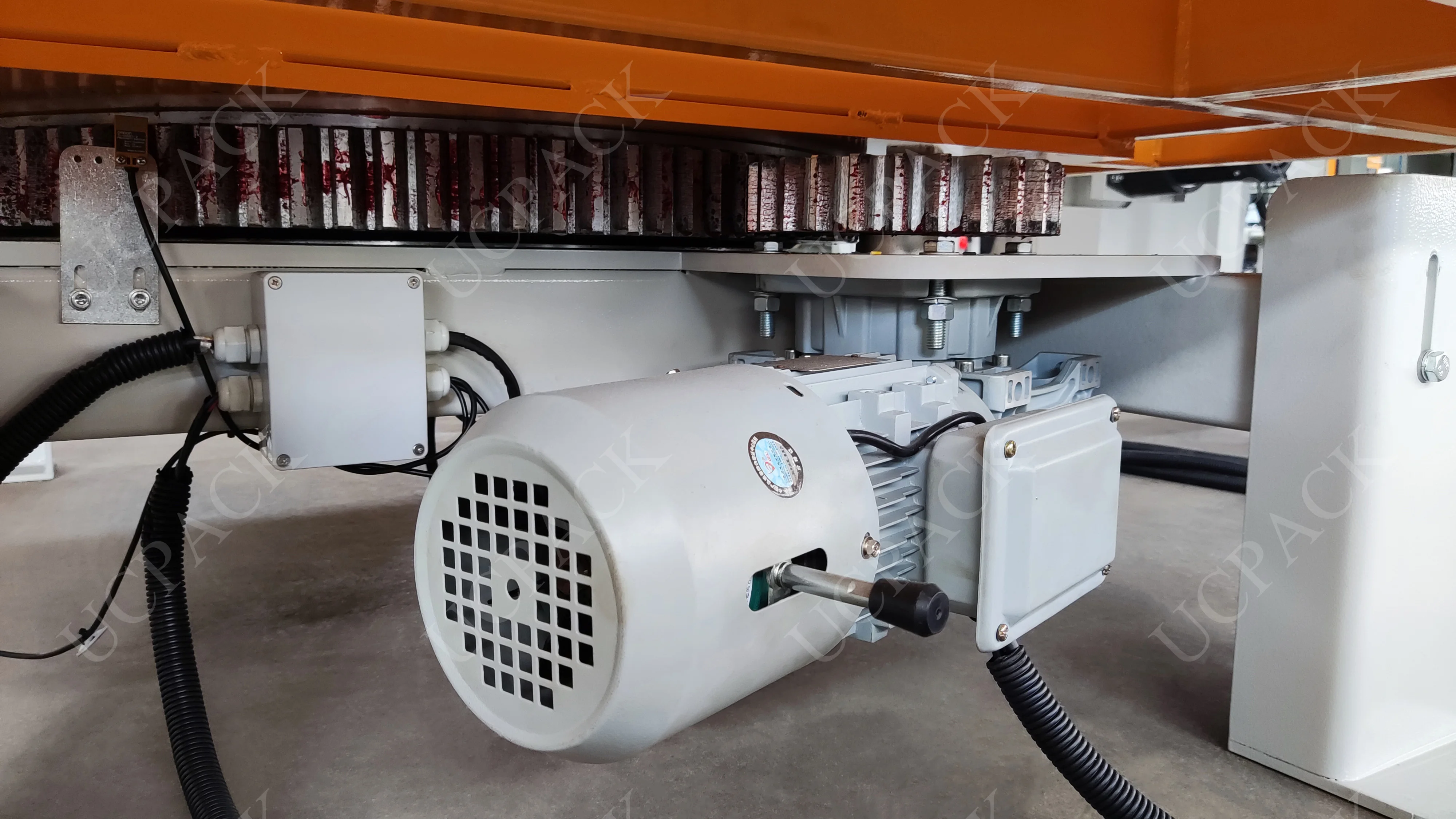 Low Profile Power Roller Pallet Turntable - 2000 Kg Capacity