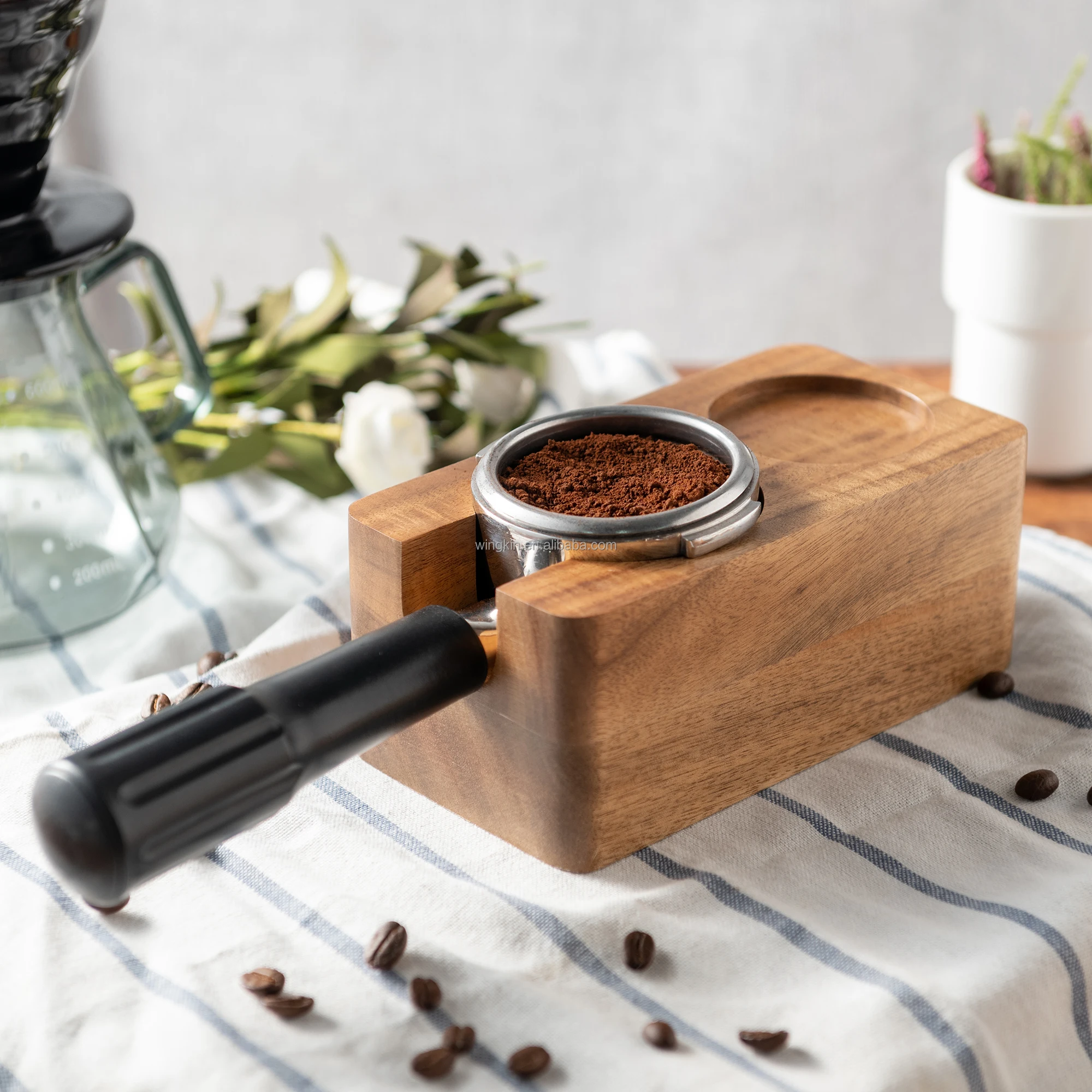 Walnut Wood Tamping Station - Durable & Versatile Solutions