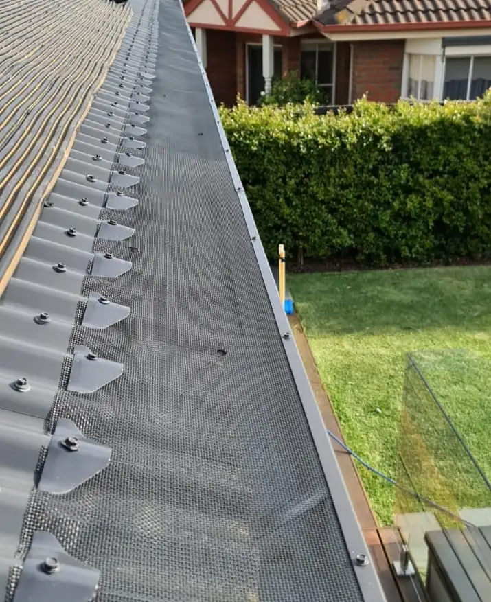 Stainless Steel Bushfire Ember Mesh Gutter Guard Wire Mesh - Buy Ember ...