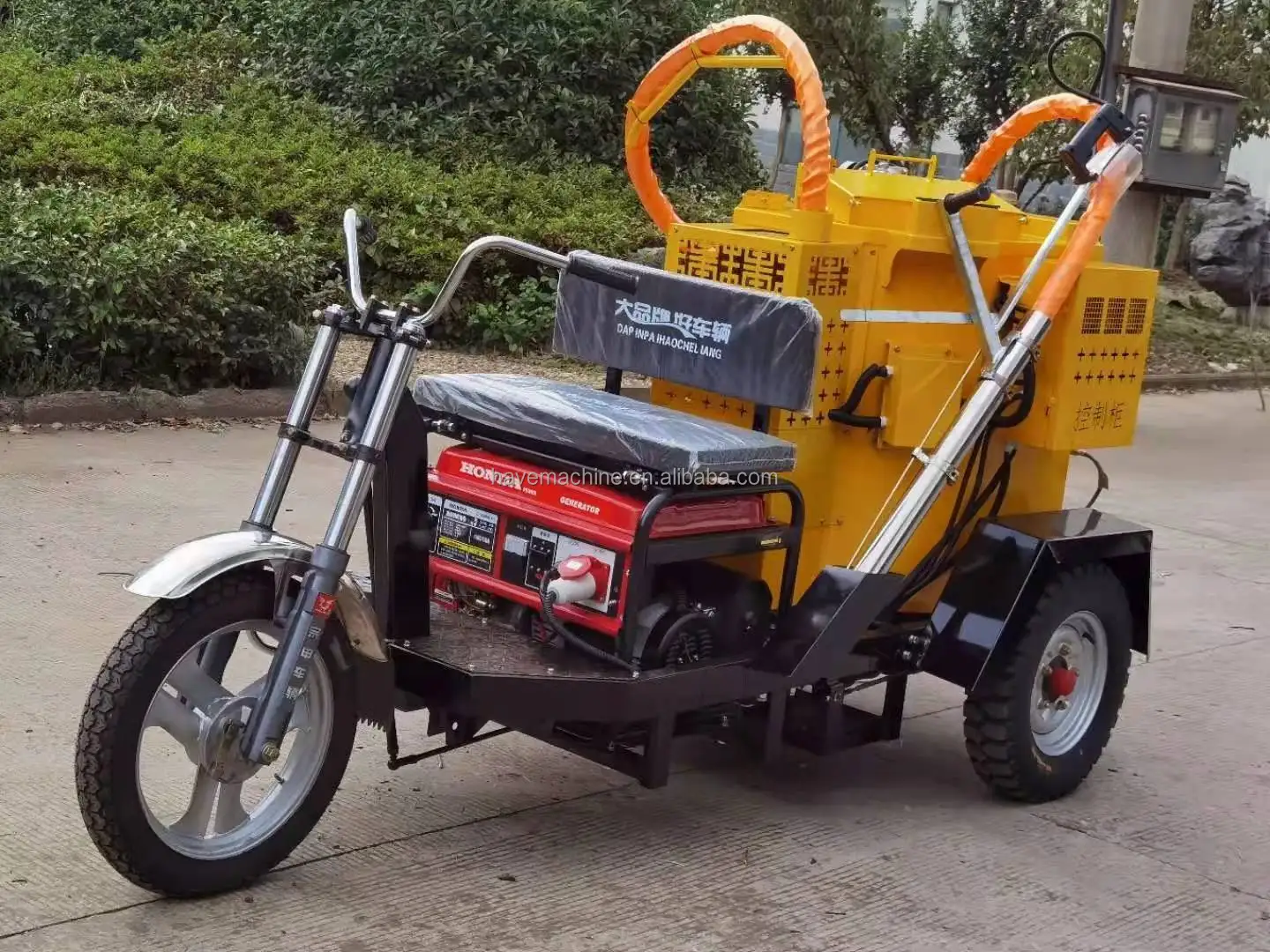 Asphalt Crack Sealing Machines - Durable & Efficient