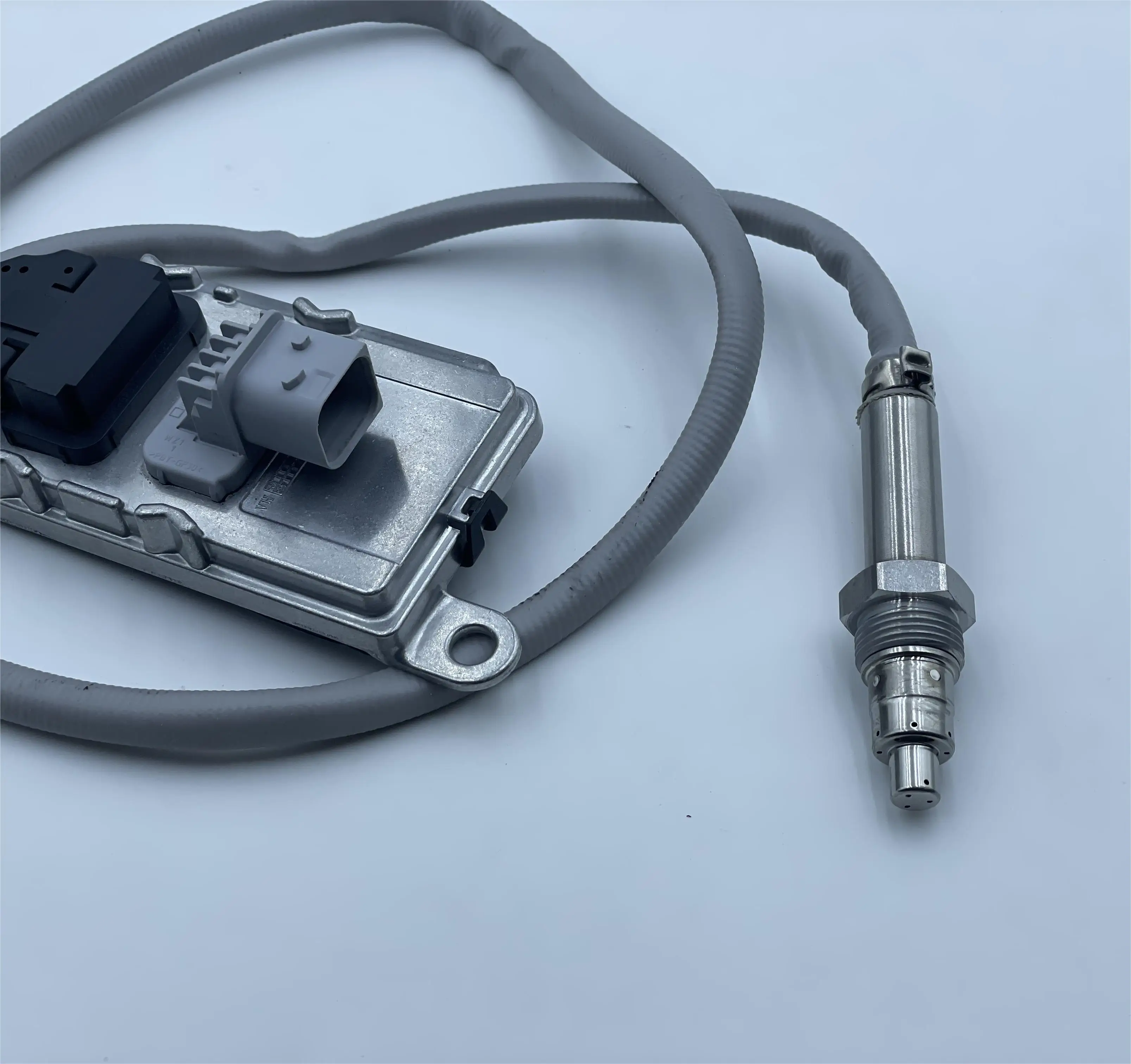 适用于MAN卡车24V SCR NOX传感器51154080031 SNS3061 51.15408-0031| Alibaba.com