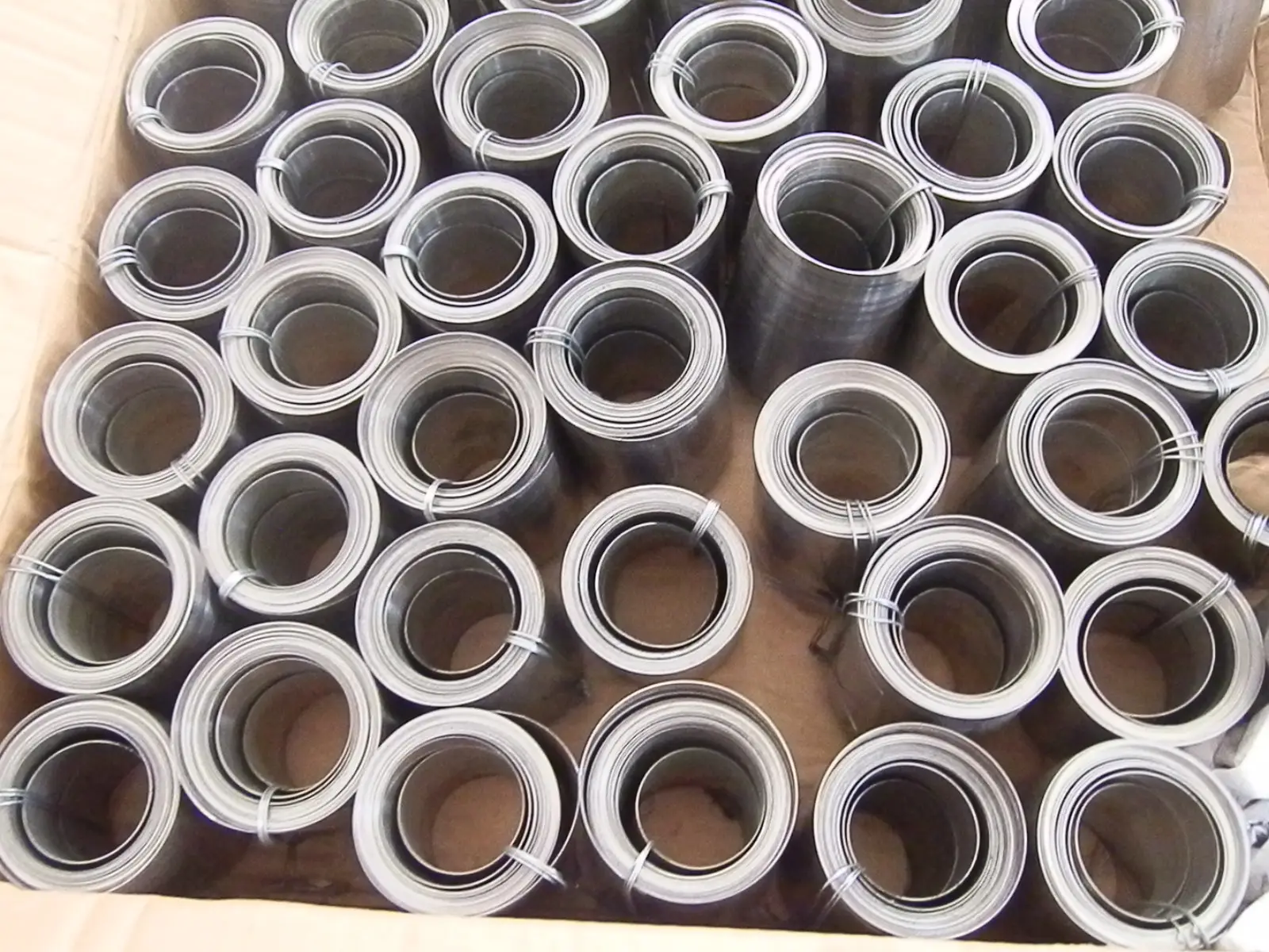 Flexible Metal Telescopic Spring Cover for CNC Machines - OEM