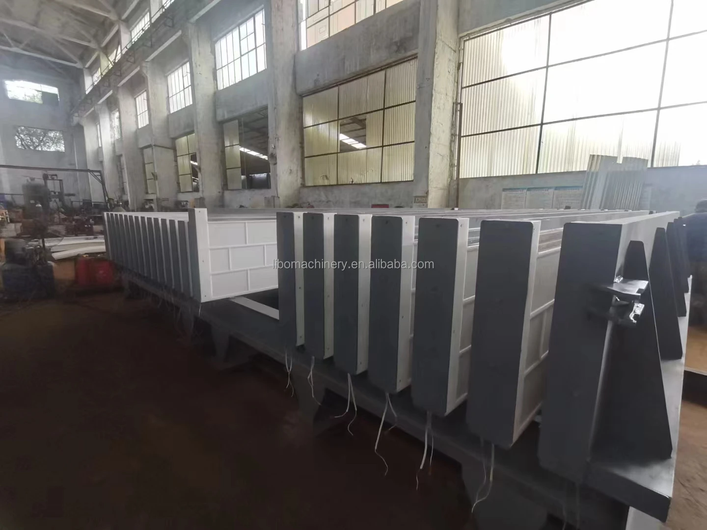 Precast Concrete Retaining Wall and Fence Post Mould Machine