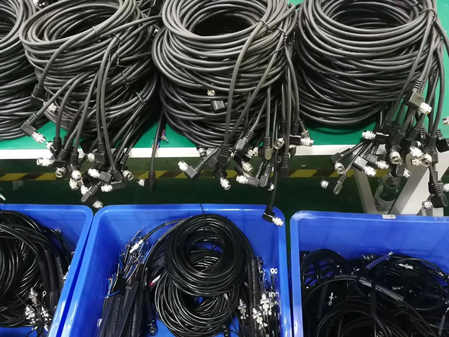 Hirose Hrs Connector Hr 10a-7p-4s 4-pin Female Push-pull Connector ...