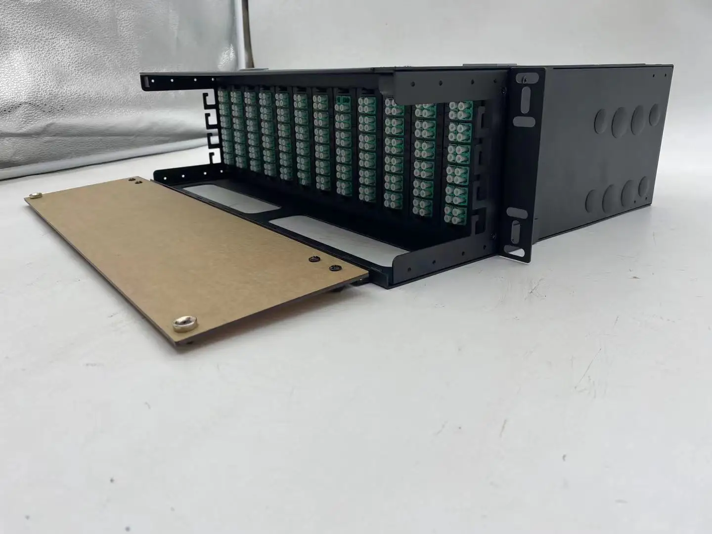 1u Rack Mount Mtp / Mpo Cassette Patch Panel,19 Inch Odf Panel 3 Module ...