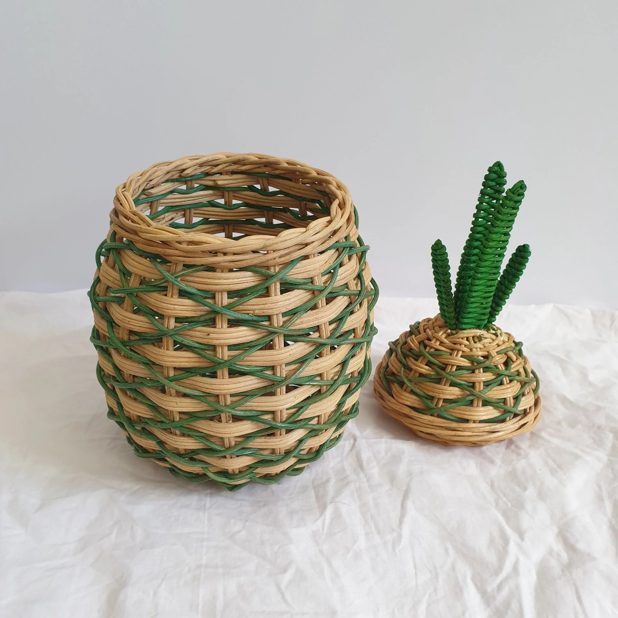 Natural Rattan Pineapple Storage Basket - Unique Wicker Fruit Gift ...