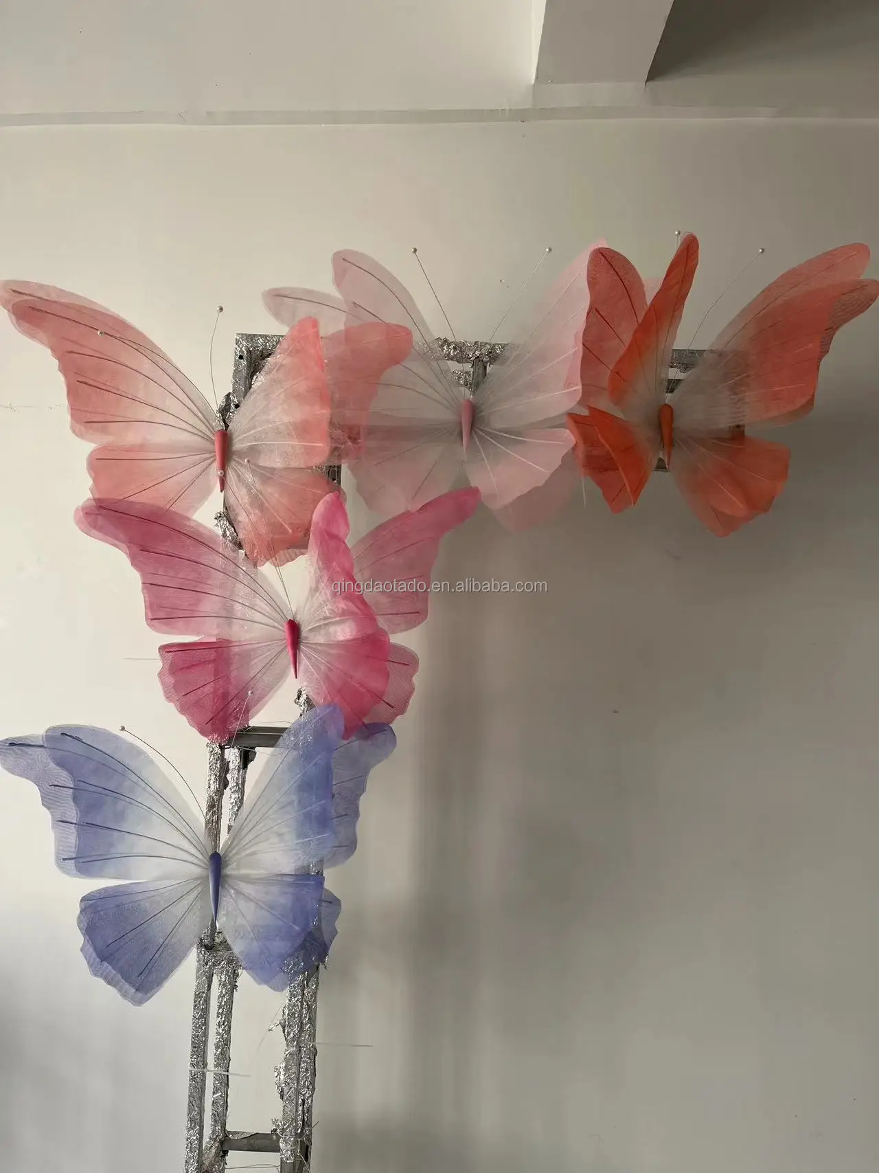 Customized Giant Organza Silk Butterfly Decoration for Weddings