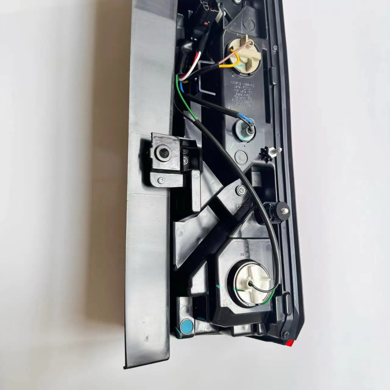 SAIC MAXUS Original Rear Lights Assembly for V90 Vehicles