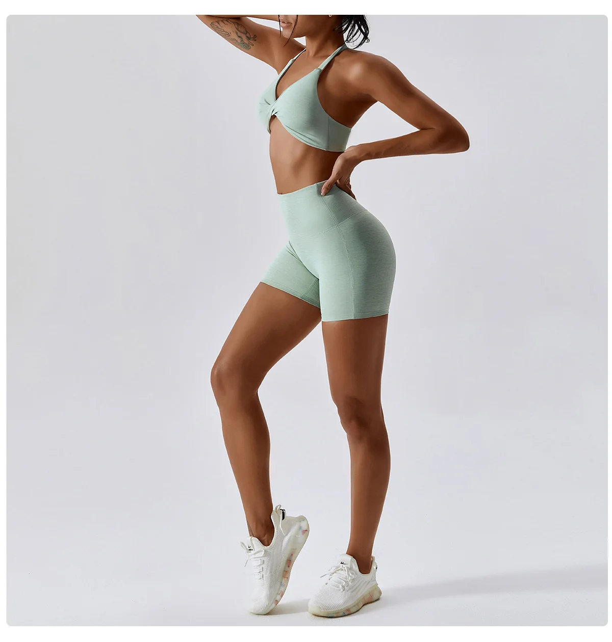 Wholesale Women's Sports Gym Fitness Yoga Wear Sets