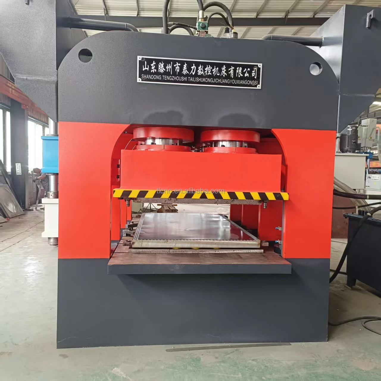 2000 Ton Four-Column Steel Door Skin Panel Embossing Hydraulic Press ...