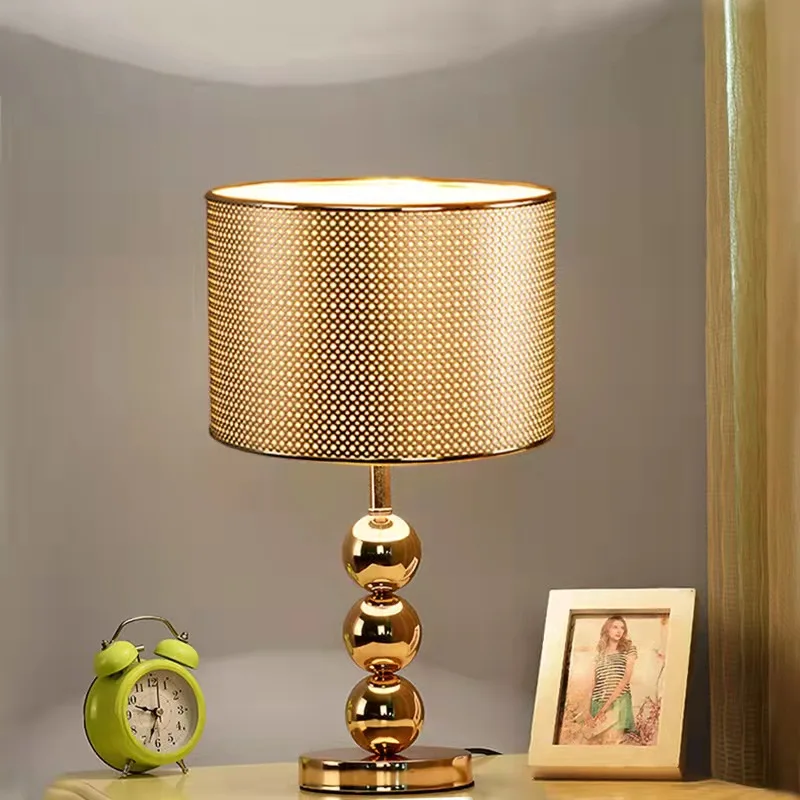 Luxury Table Light for Living Room & Bedside - Antique Lamp