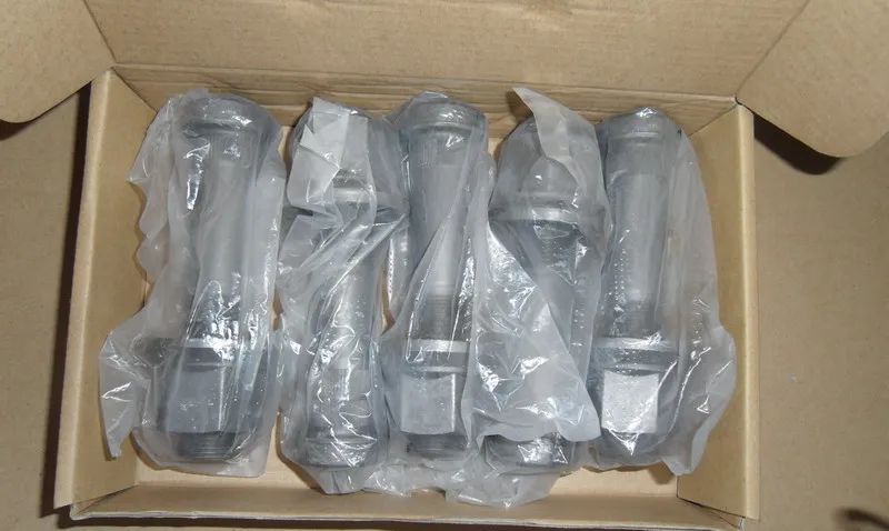 Truck Wheel Bolt And Flange Nut,Hub Bolts For Volvo - Buy Truck Wheel ...