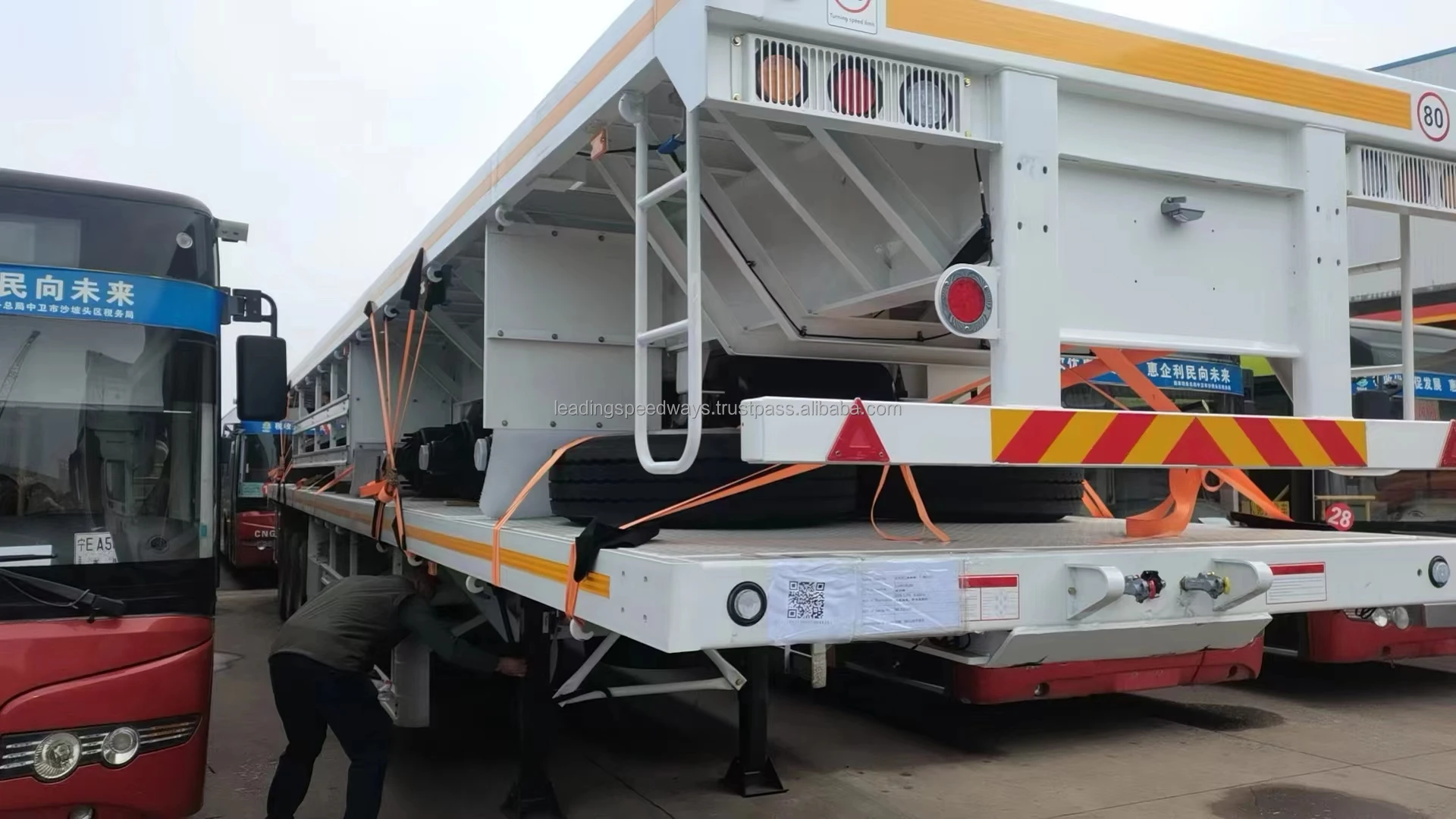 Brand New Flatbed Semi Trailer 70ton 3axles Pan Trailer Container Semi ...