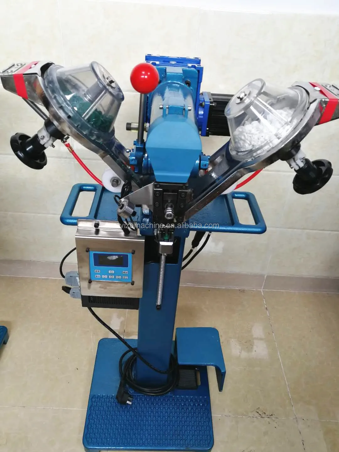 Automatic Raincoat Plastic Snap Attaching Fastening Machine Metal Prong ...