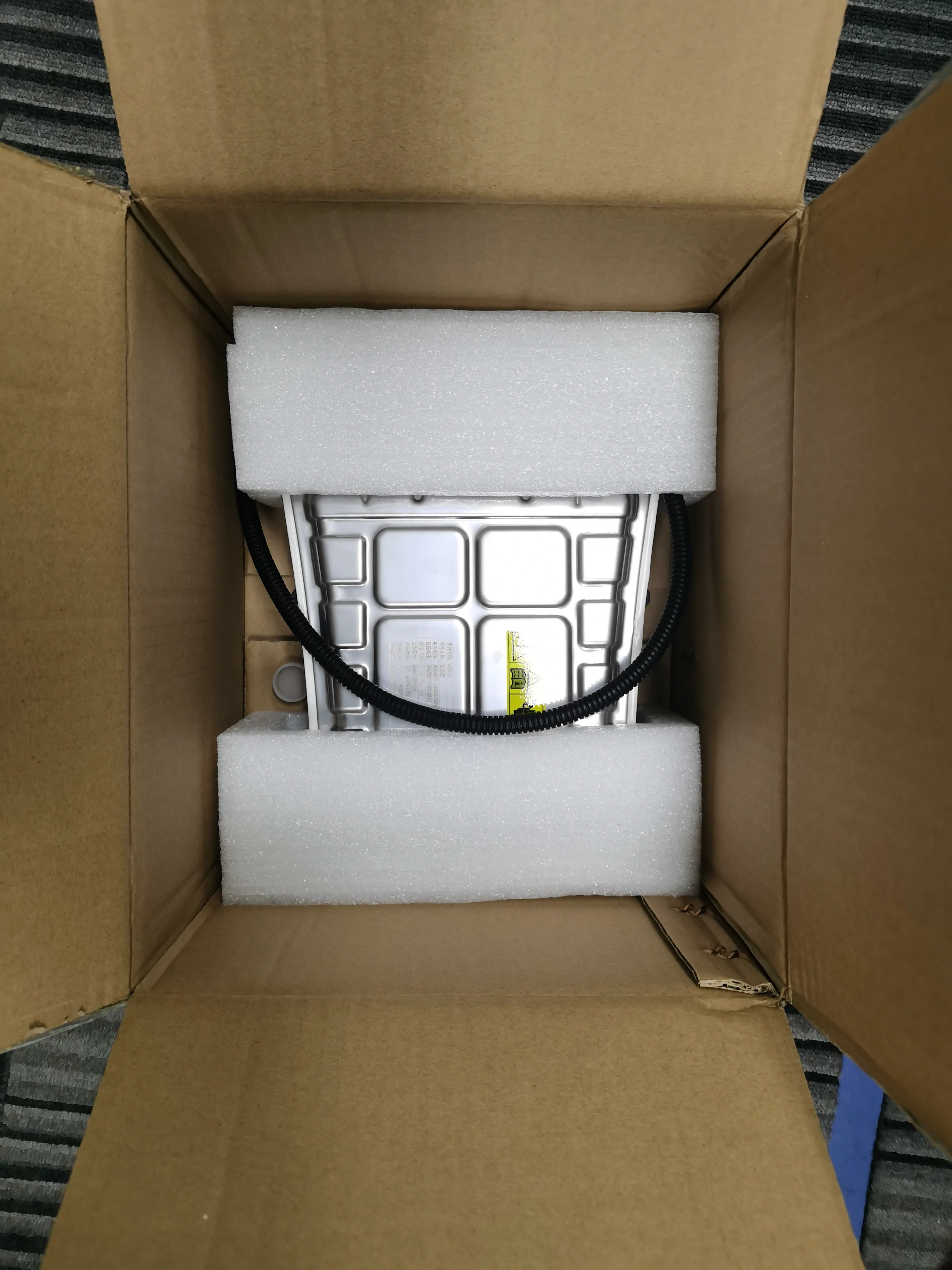 8KW PTC Coolant Heater for Electric Vehicles - Reliable Heat