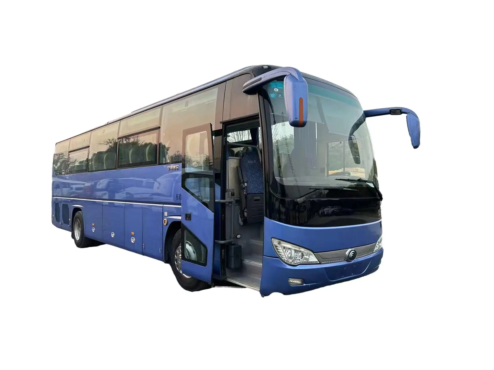 Luxury Passenger Bus 49 Seater Coach Bus Lead Spring Euro 4/5 ...