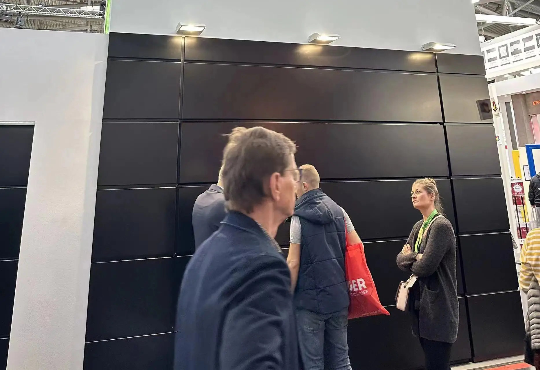 Modern New Black Aluminum Panel Cladding Automatic Garage Door For ...