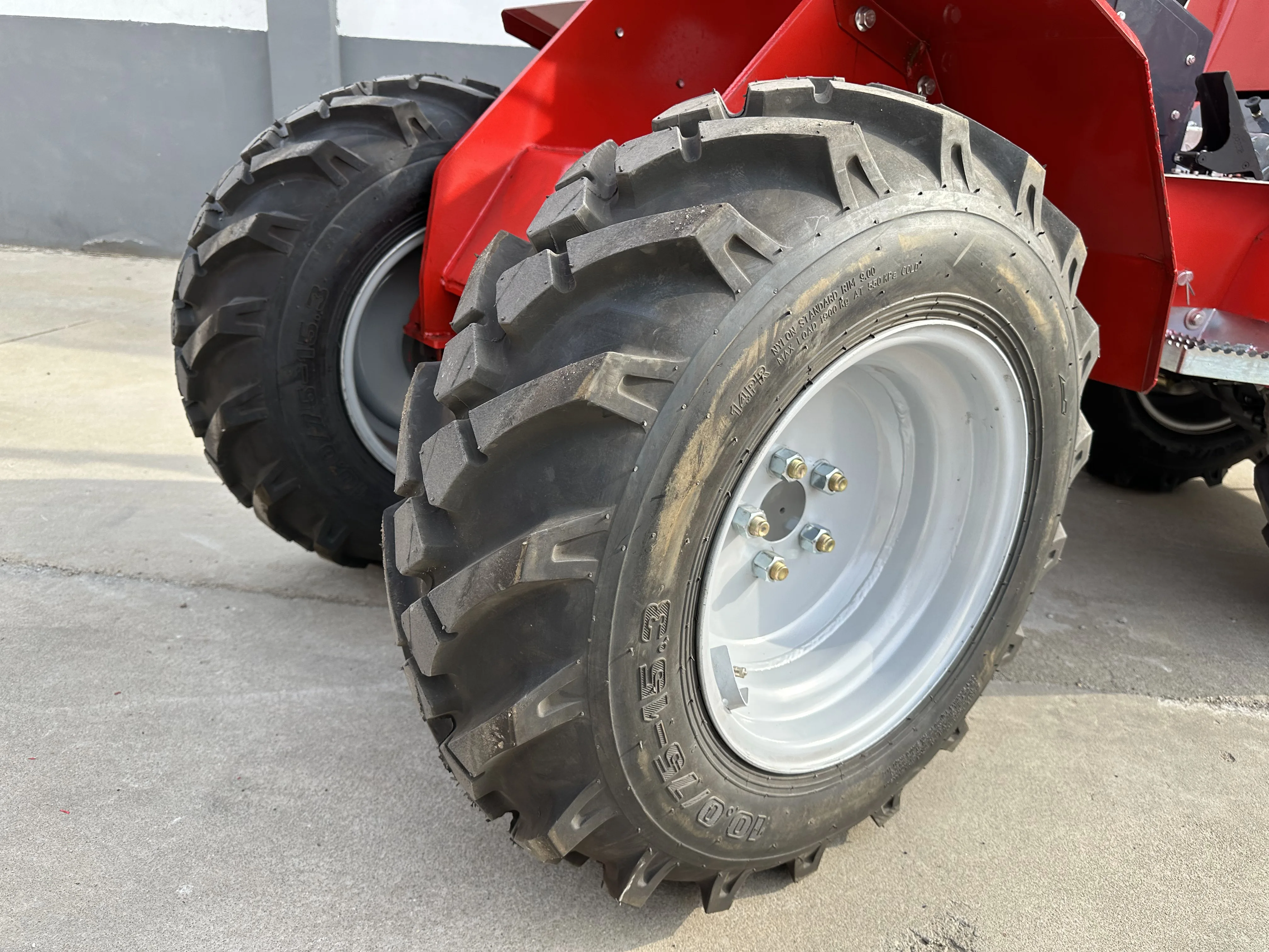 Diesel Engine Powered Wheel Loaders With Attachments Attachment Control ...