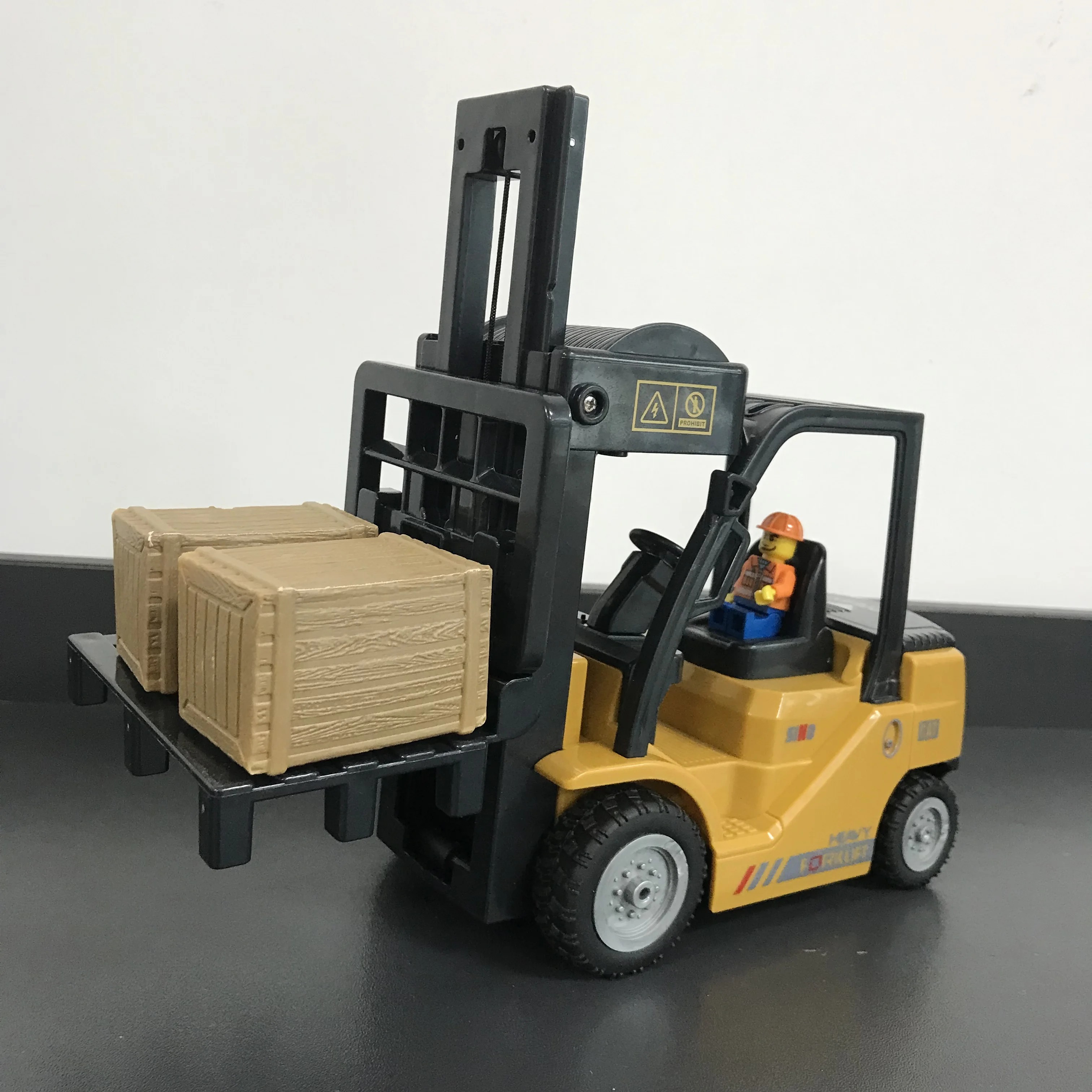 2.4GHz Remote Control Forklift Truck - 11CH Electric RC Forklift with ...