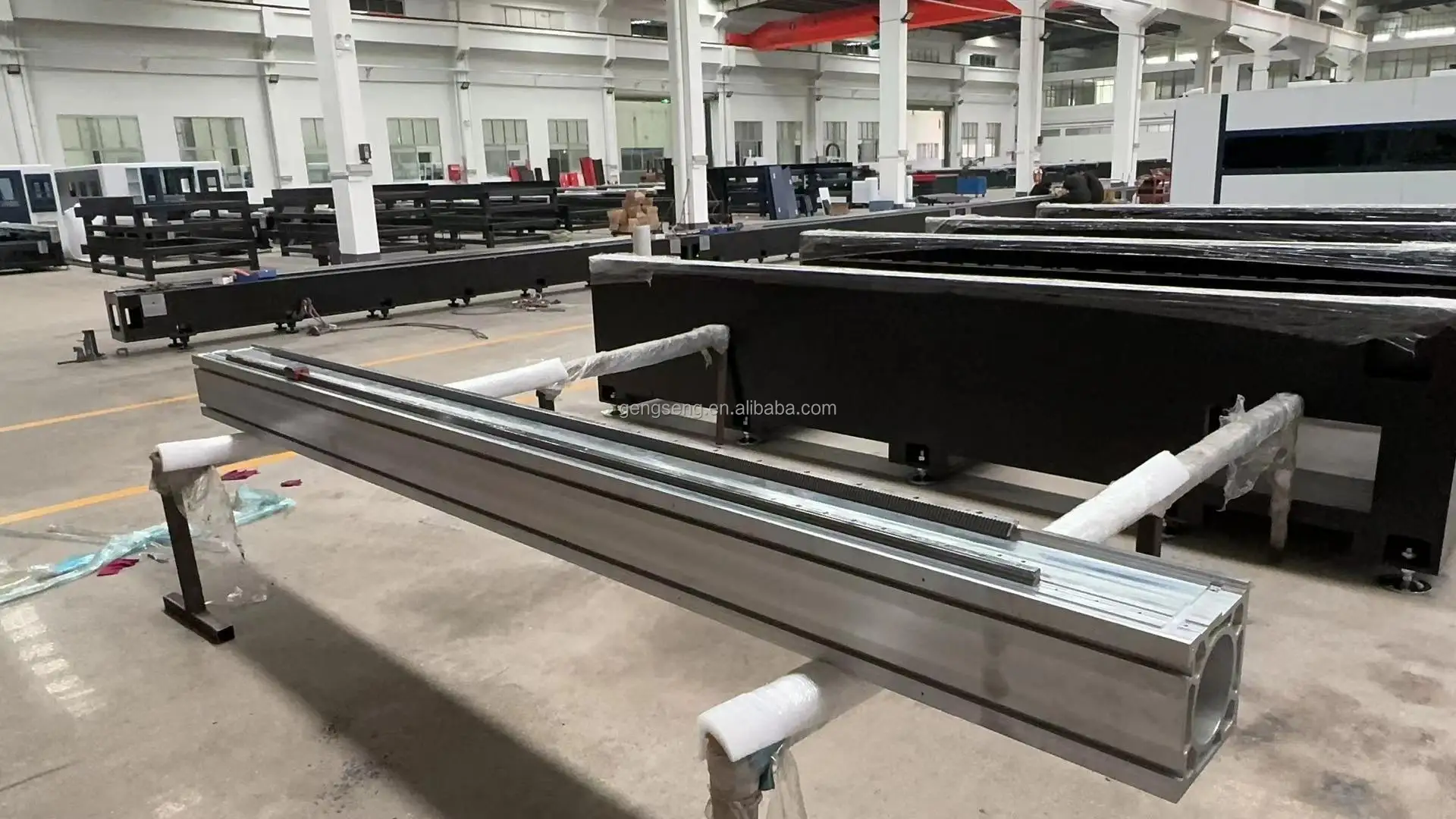 Aluminium Gantry Crossbeam X Axis Beam for CNC Laser Cutting Machine