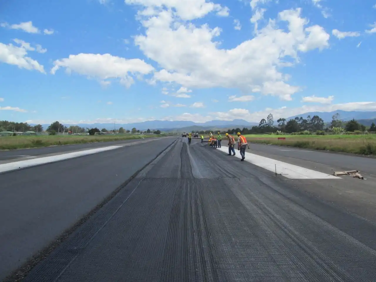 Fiberglass Geogrid - Durable Reinforcement for Highways