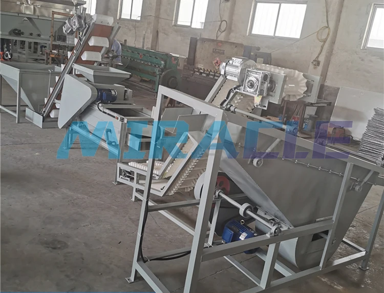 Almond Crushing Machine - Efficient Nut Cracking Solutions