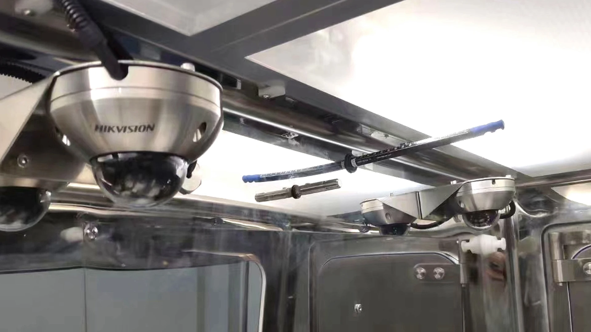 Hjclean Tech Isolator Negative Pressure Isolator With Push Push System ...