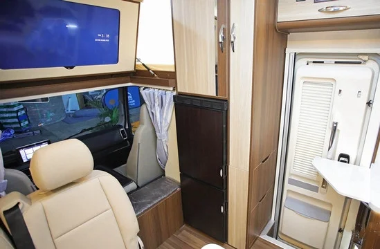 Light Truck Electric Intelligent Remote Control Rv Motorhome - Buy Rv ...