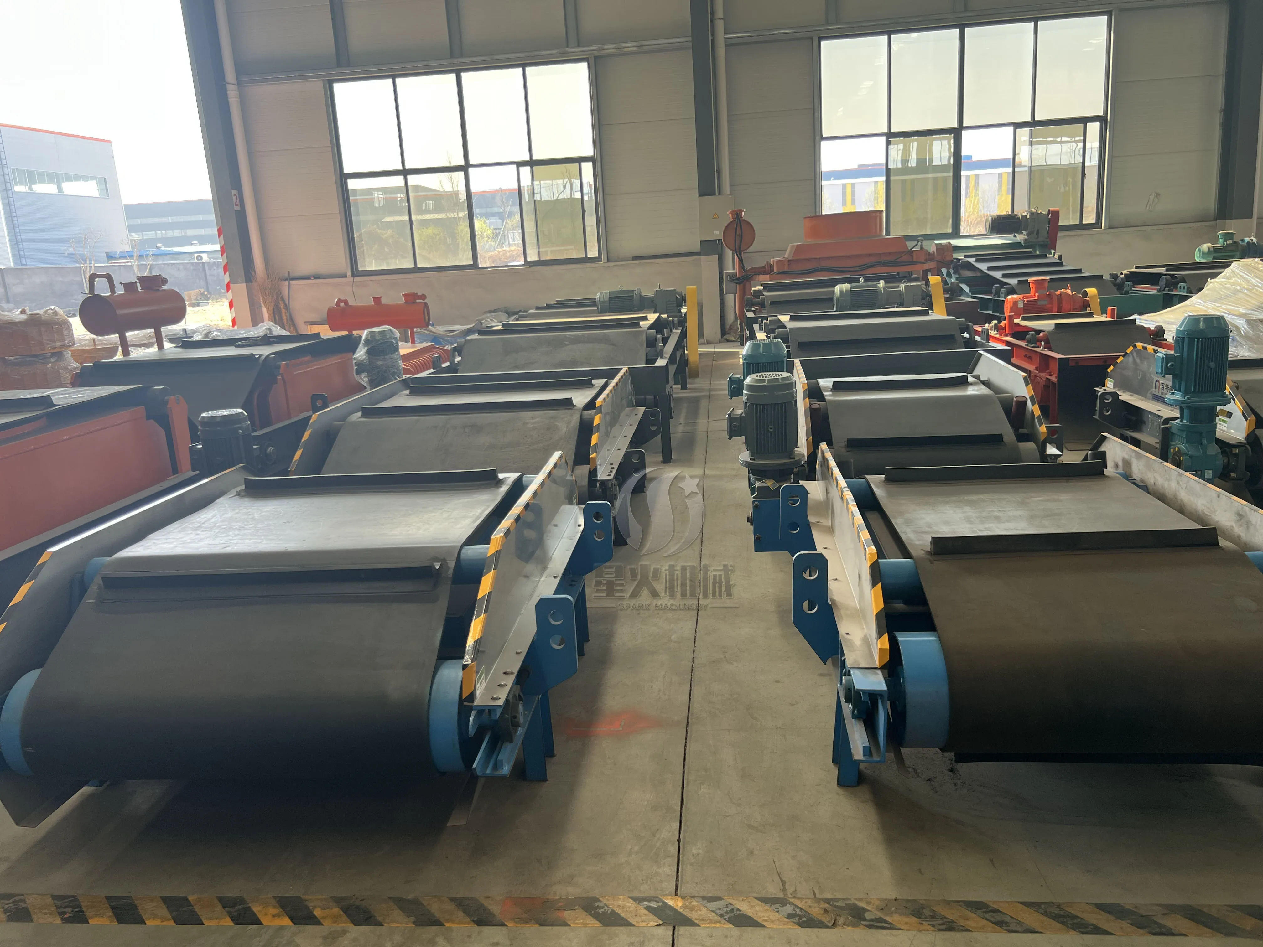 Self Discharge Conveyor Belt Mineral Separator Iron Separator Magnetic ...