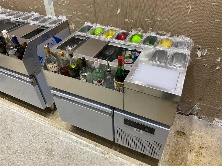 Mobile Work Station Cocktail Bar Station With Counter Fridge bar Well ...