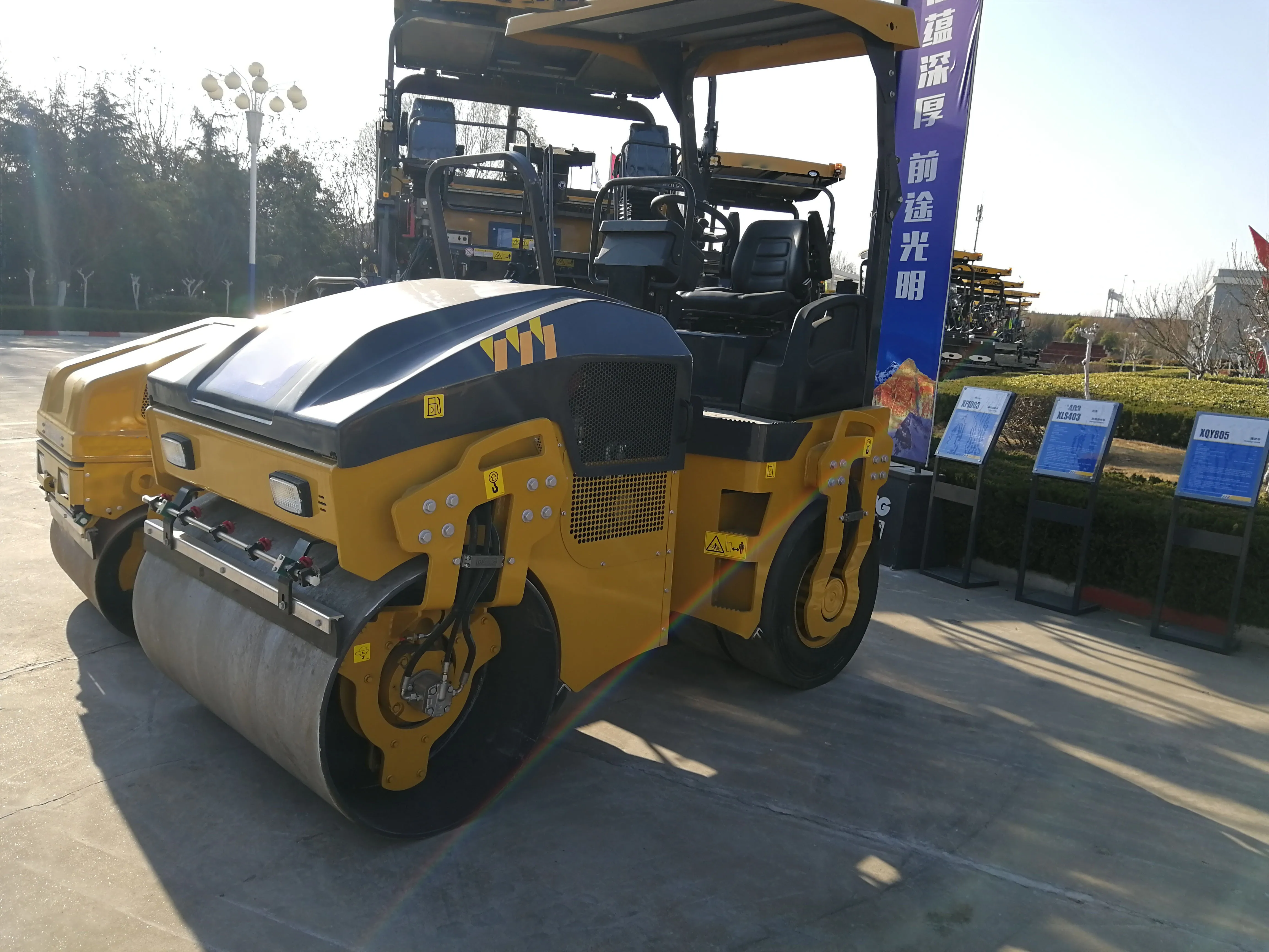 Road Mini Vibratory Roller 4 Ton Double Drum Road Roller Compactor ...