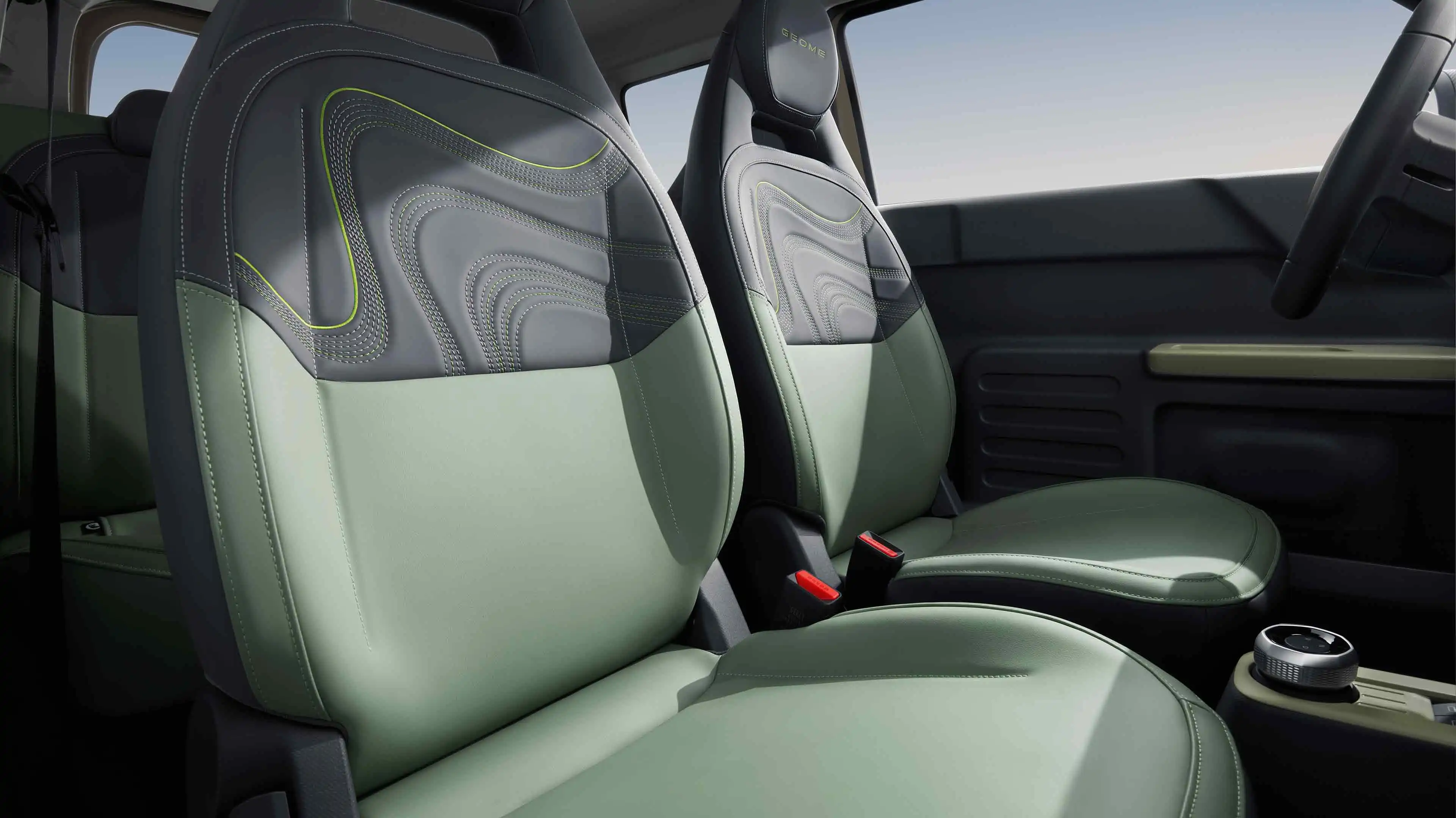 Geely Panda Knight EV - Cute Electric Mini Car with ABS