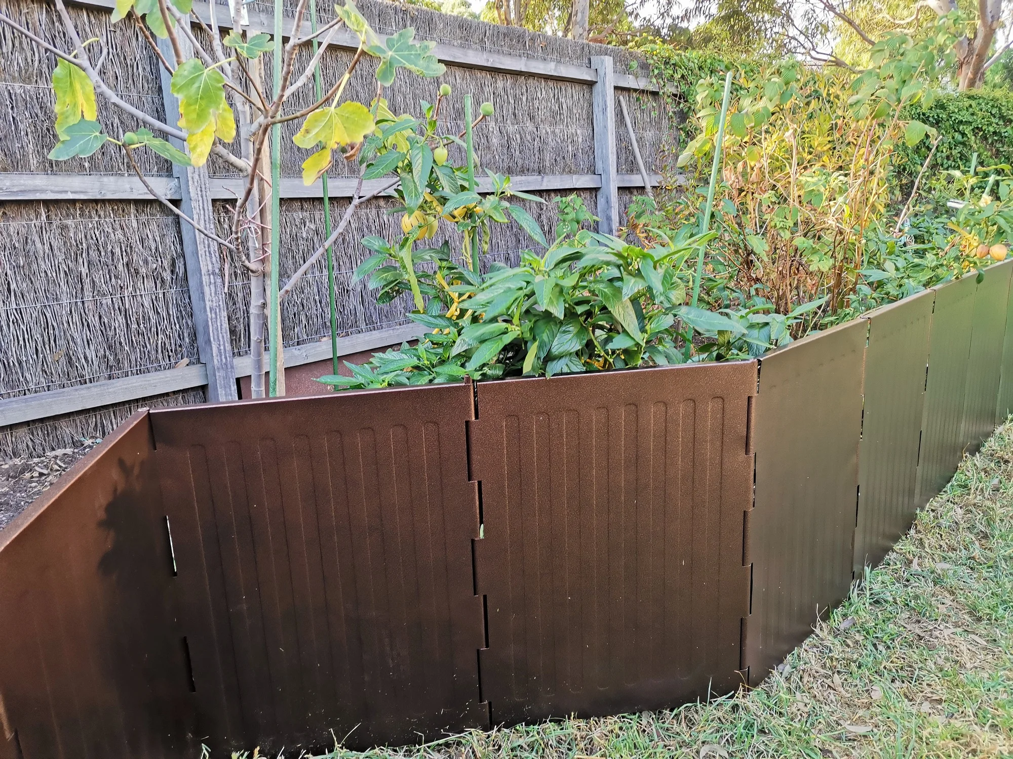 Durable Garden Edging - ECO FRIENDLY Steel Powder Coated