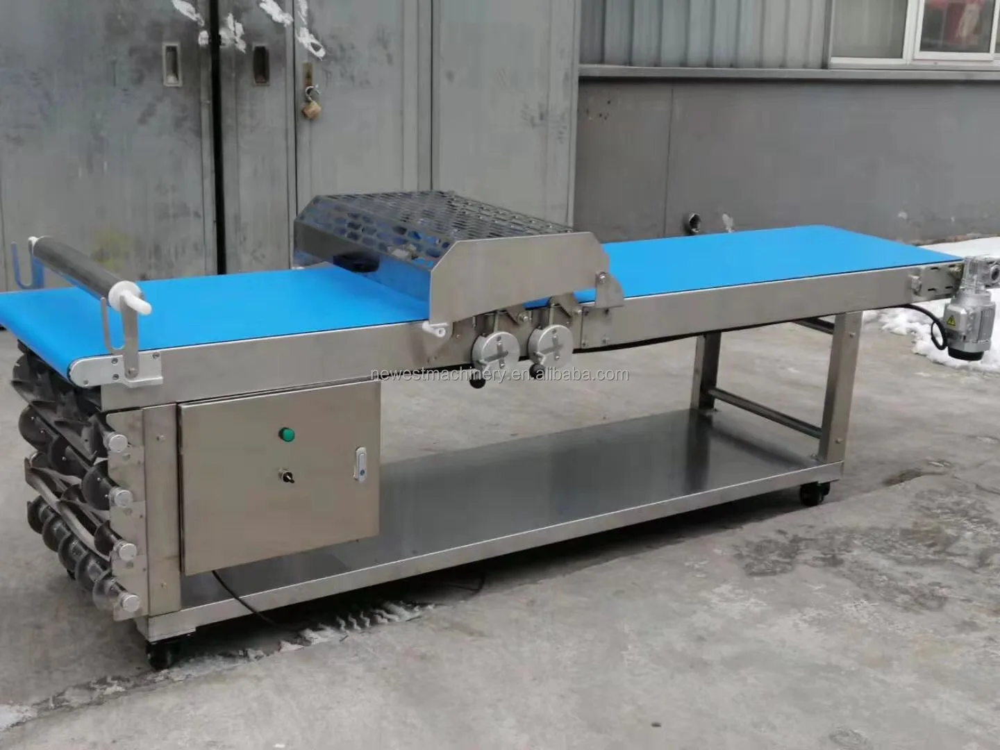 Efficient Croissant Production Line - High Output & Quality