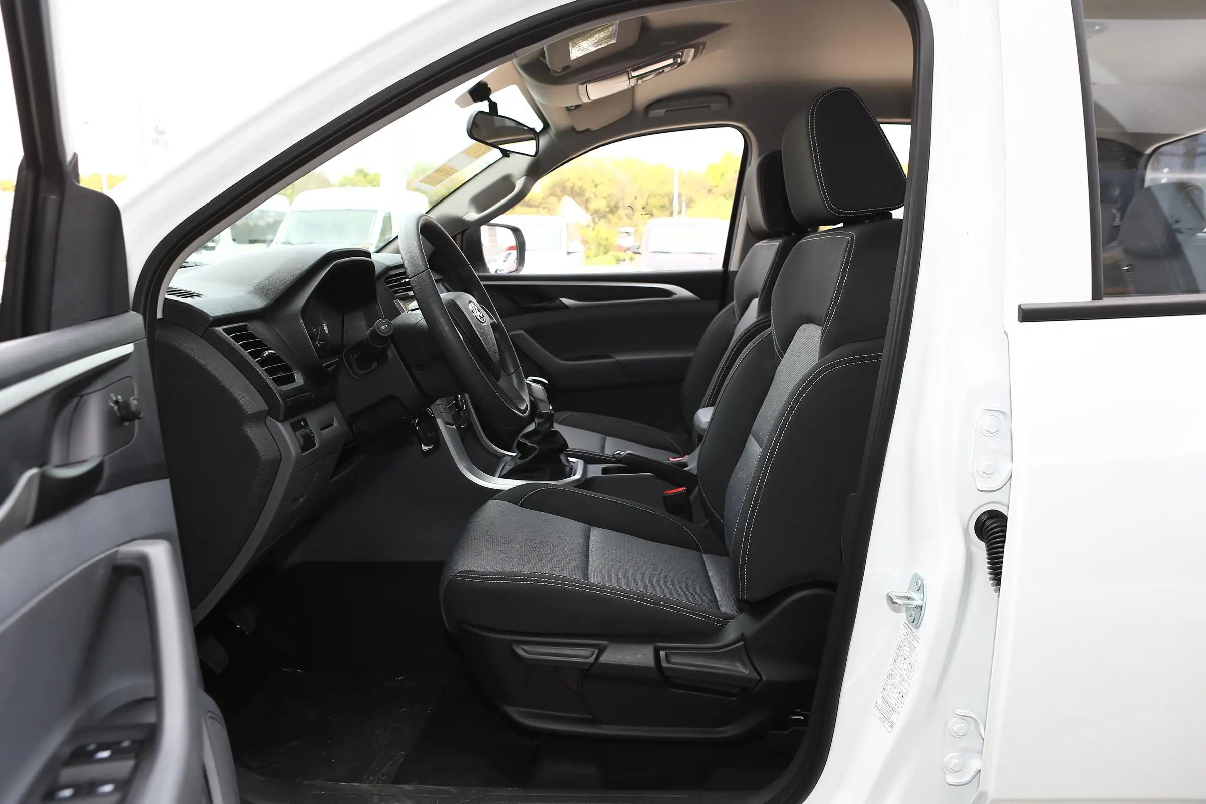LDV Cheap Pickup Truck - Saic Maxus T60 MAX RHD Electric Cars