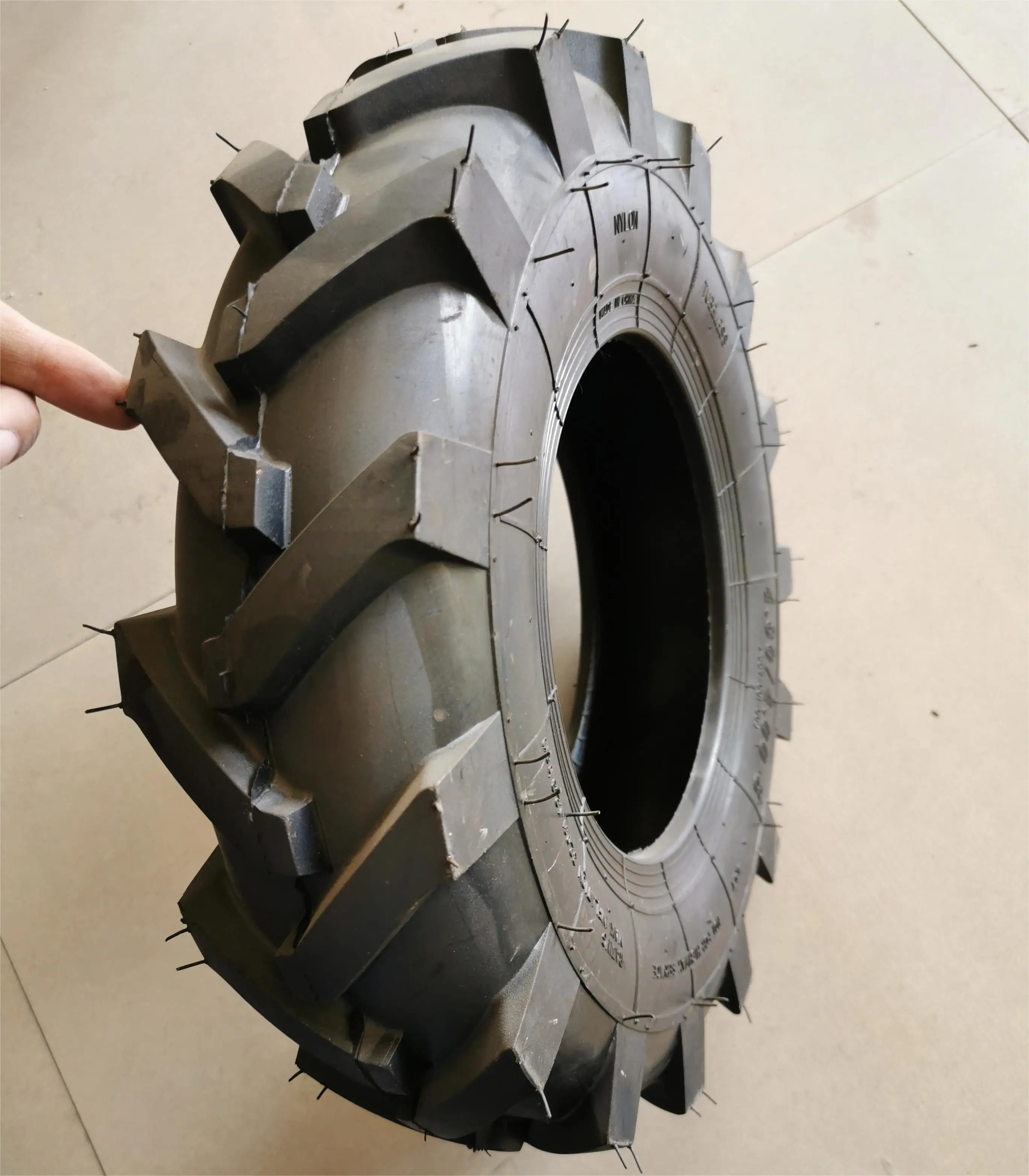 16 Inch Farm Tractor Tire Agricultural Wheel 4.00-8 400-8 R1 - Buy ...