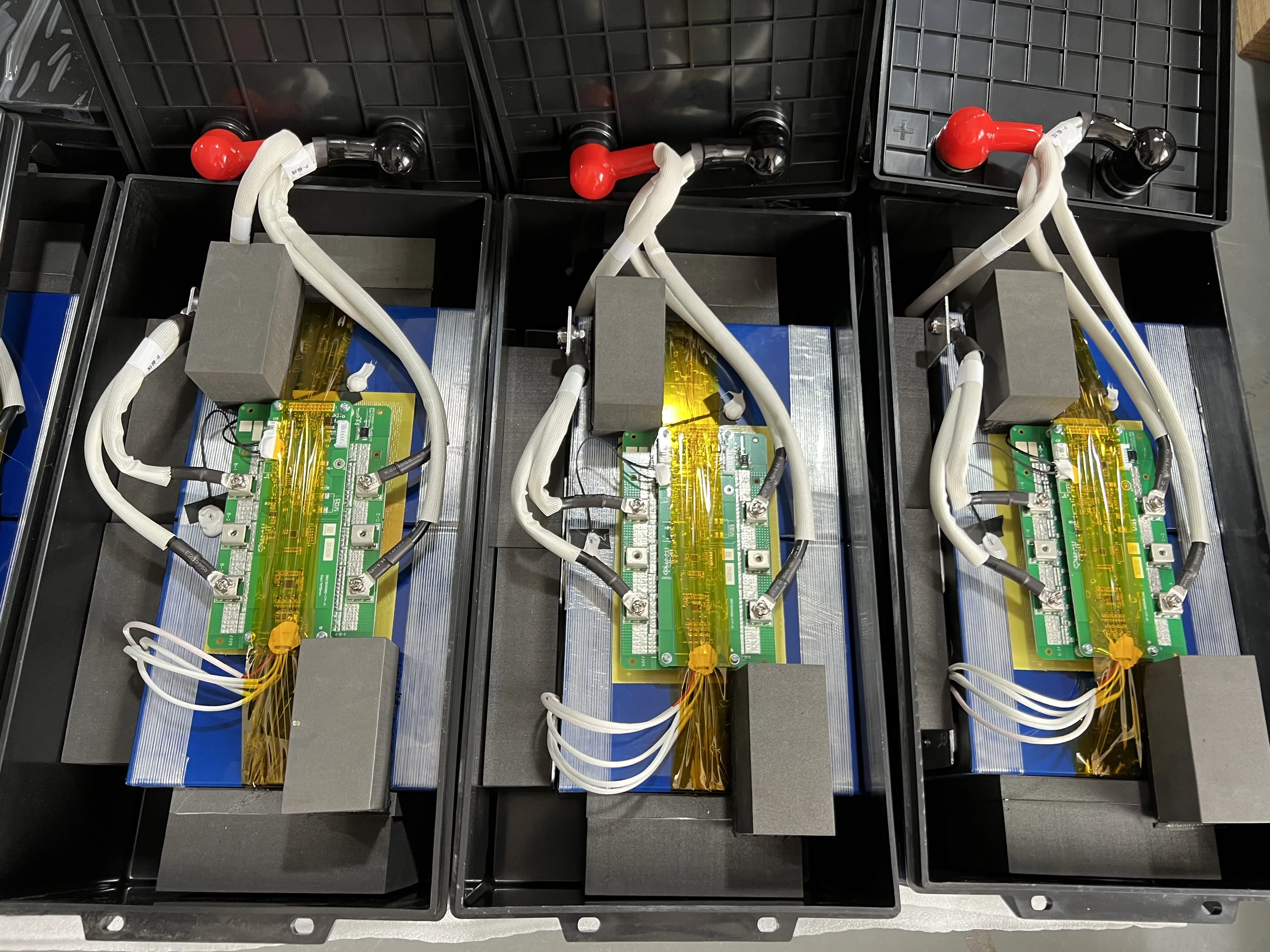 Smart Solar Battery - 12V Lithium Ion 100ah Deep Cycle