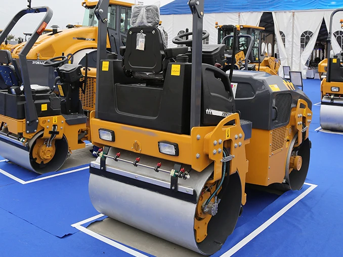 3ton Mini Hydraulic Double Drum Vibratory Road Roller Xmr303 On Global ...