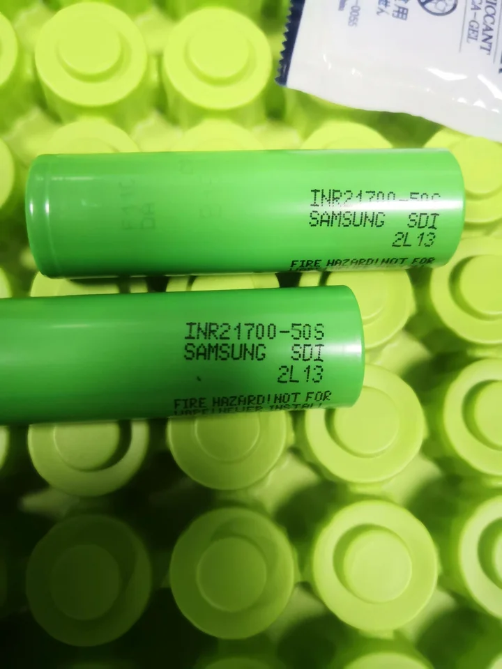 Cylindrical Lithium Ion Batteries 21700 Lithium Battery 3.7v 4000mah ...
