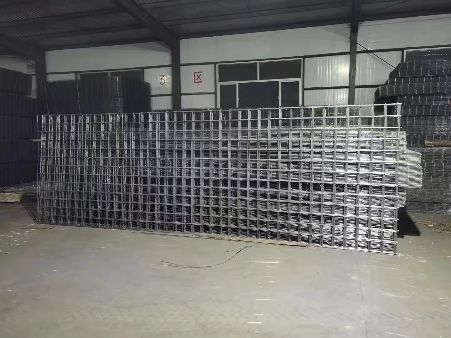 Wire Mesh Decking Panels - Durable and Versatile Solutions